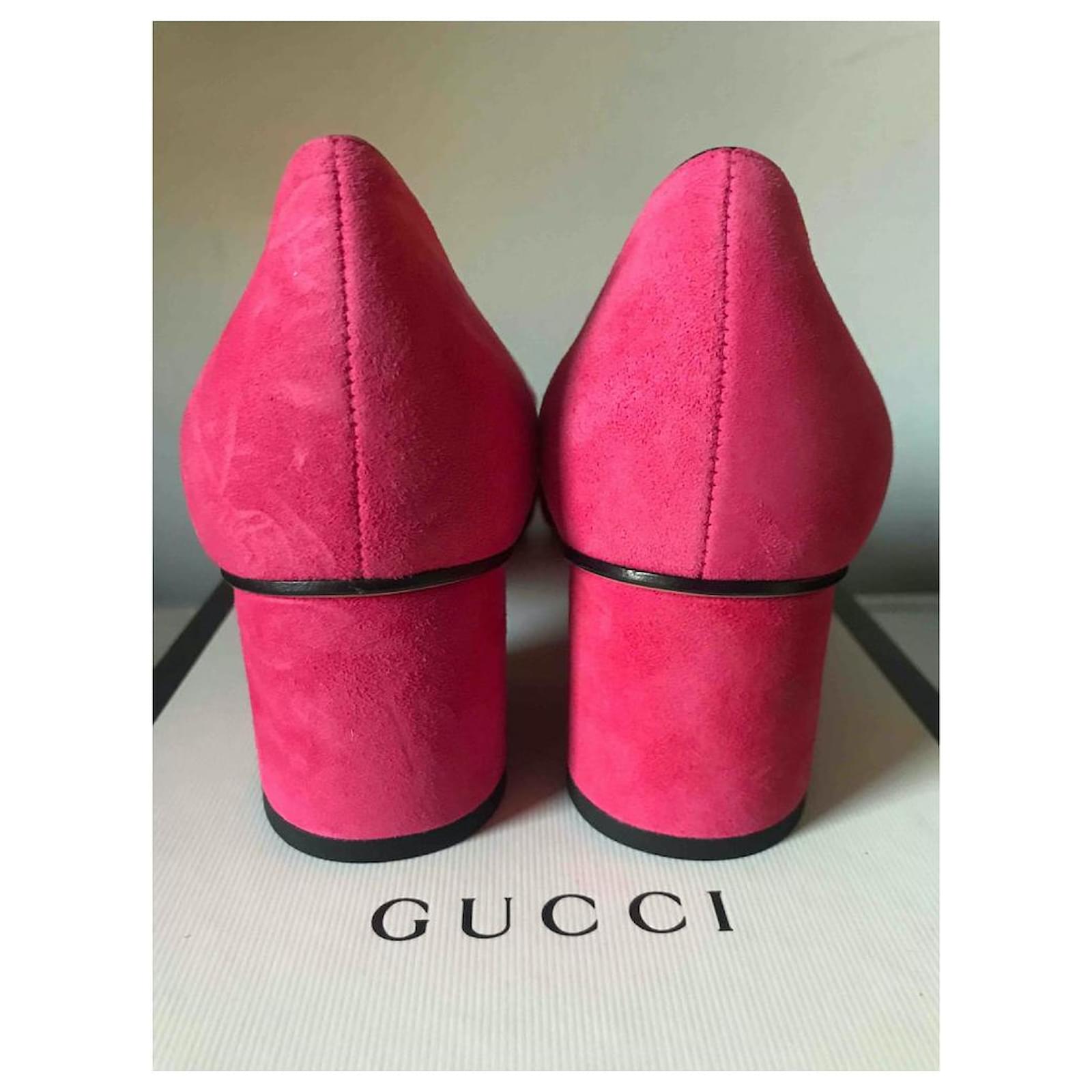 Gucci Talons Nubuck Fuschia ref.209134 - Joli Closet