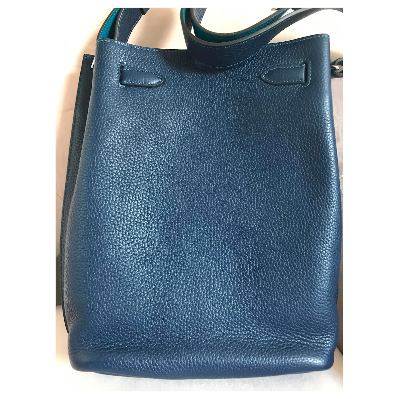 Hermès So Kelly 22 Eclat Navy blue Leather ref.214373 - Joli Closet
