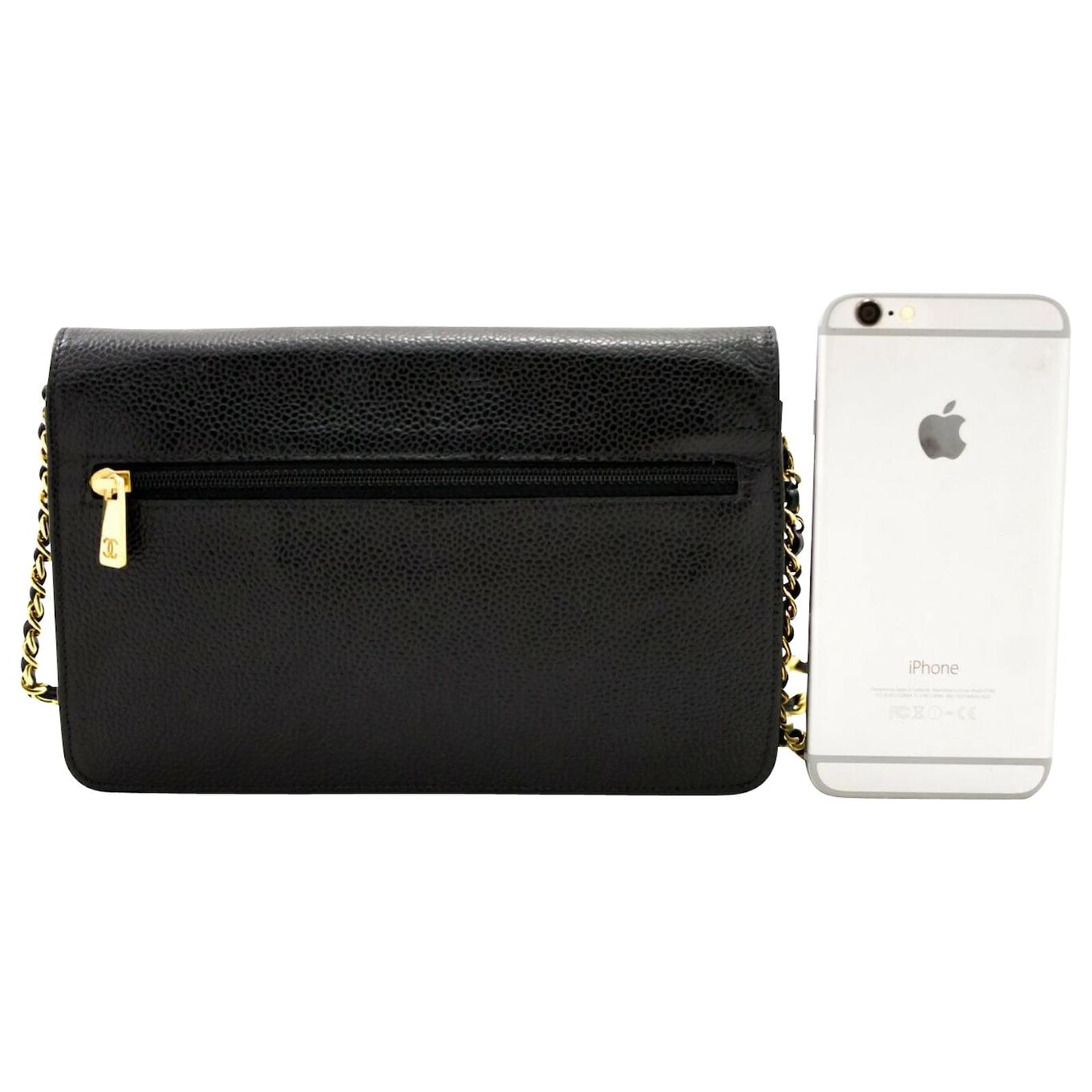 Chanel shoulder bag Black Leather ref.216412 - Joli Closet