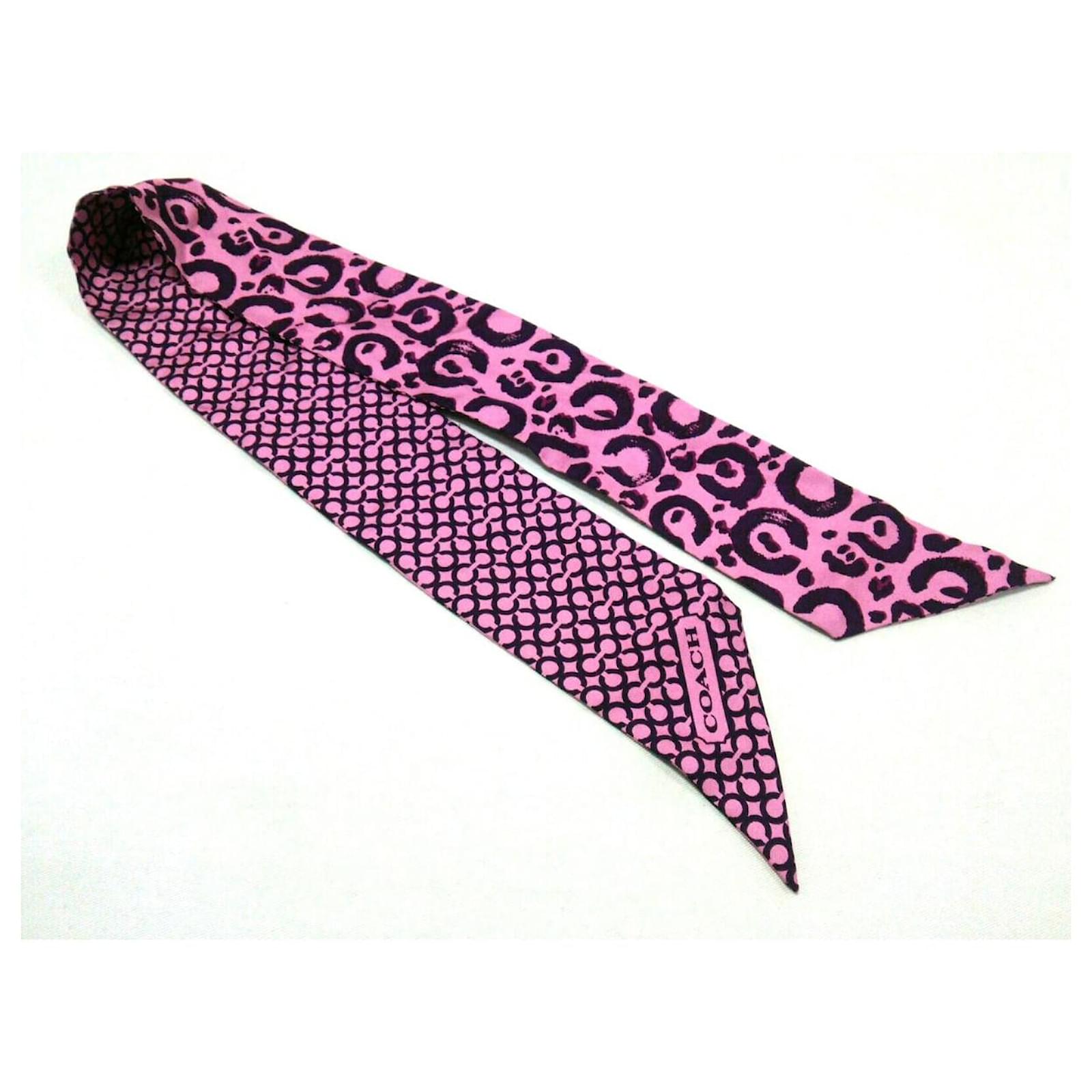 Coach Scarf Pink Silk ref.279548 - Joli Closet