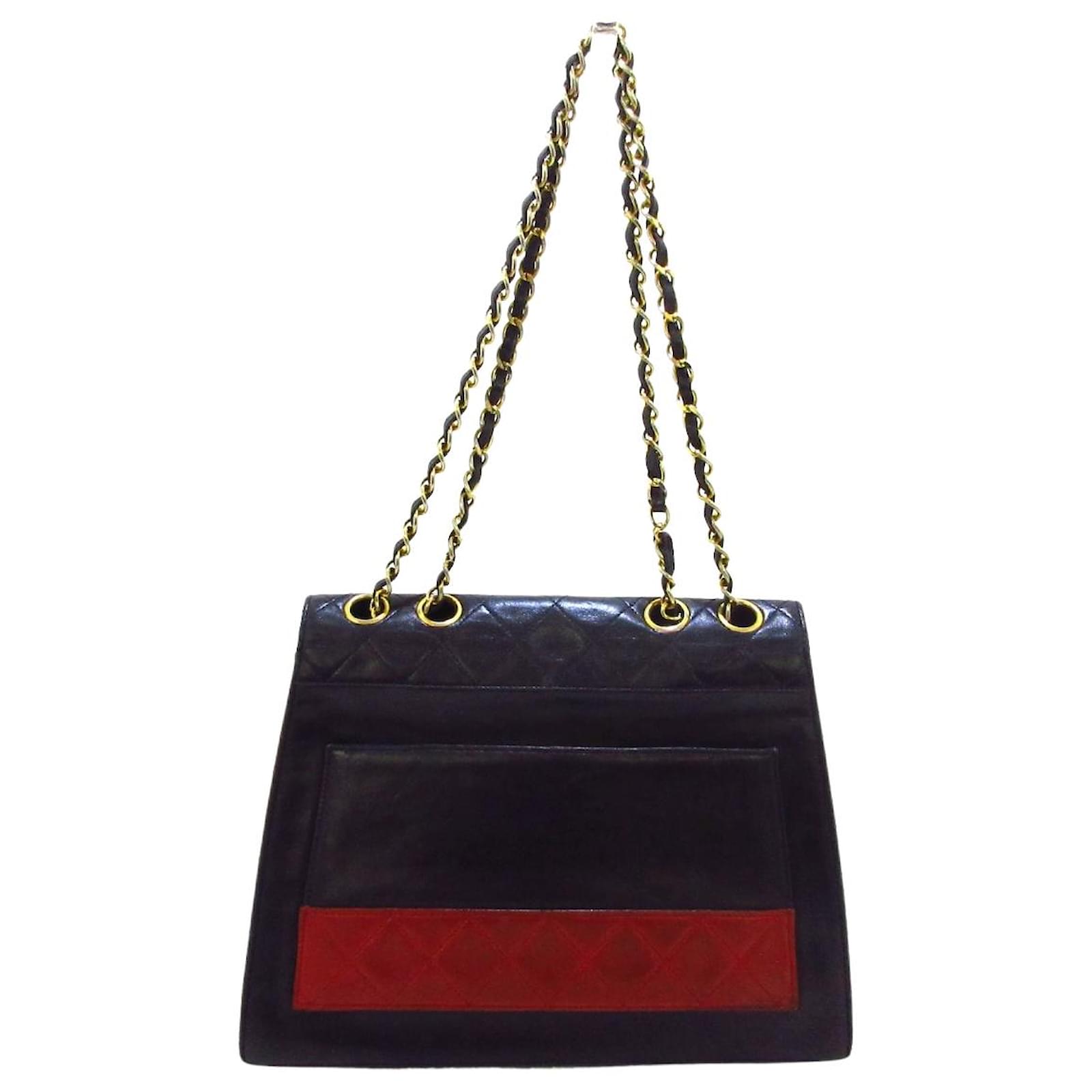 Chanel Matrasse Black Leather ref.296019 - Joli Closet