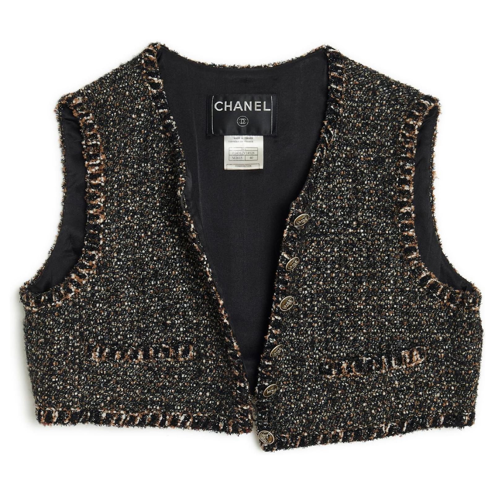 Chanel 04A CROP TWEED JACKET BLACK FR38 ref.296809 - Joli Closet