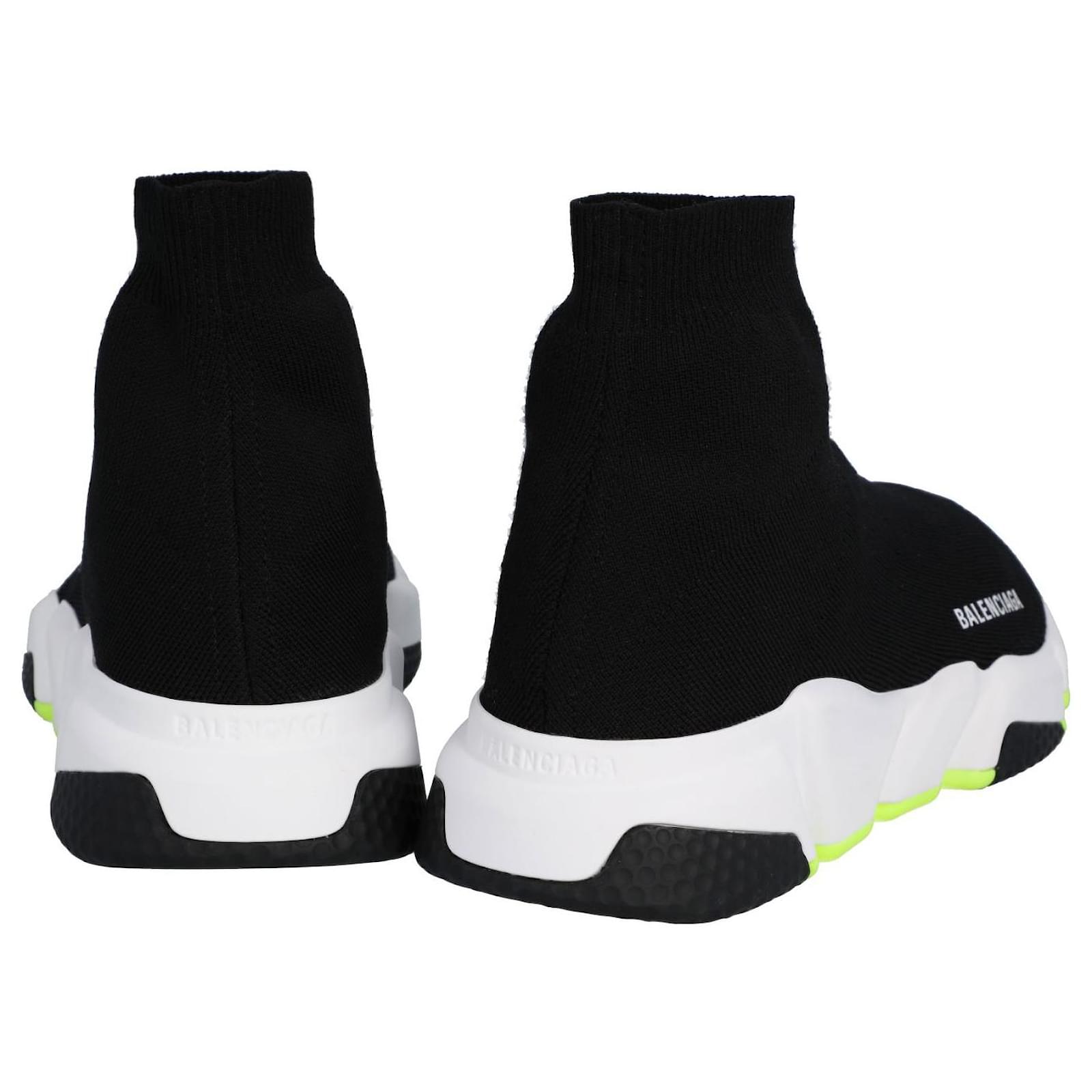 Balenciaga Baskets de vitesse pour hommes Polyester Noir ref.321058 ...