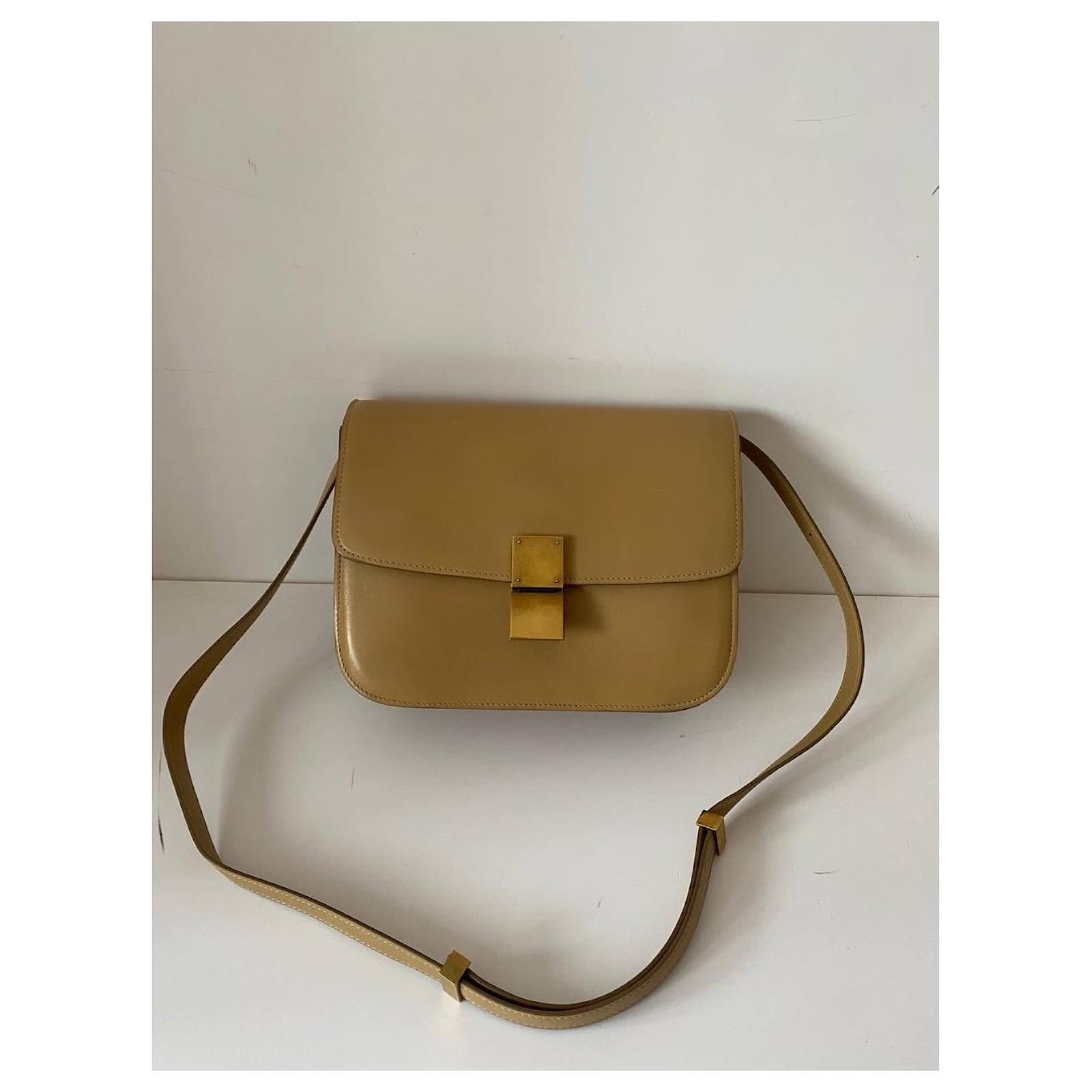 Classic Box Céline Celine Beige Leather ref.322737 - Joli Closet