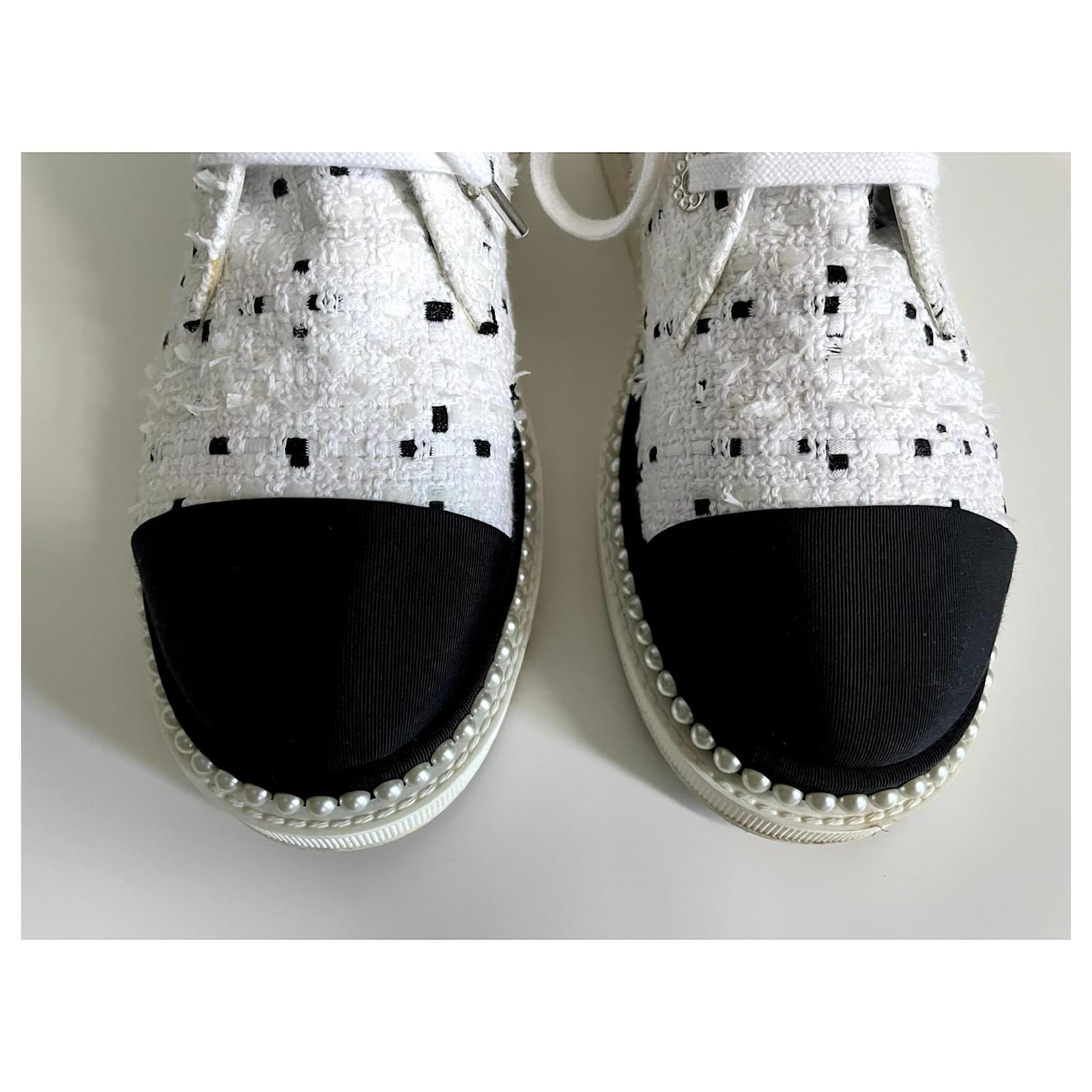 Chanel tweed trainers White ref.397114 - Joli Closet