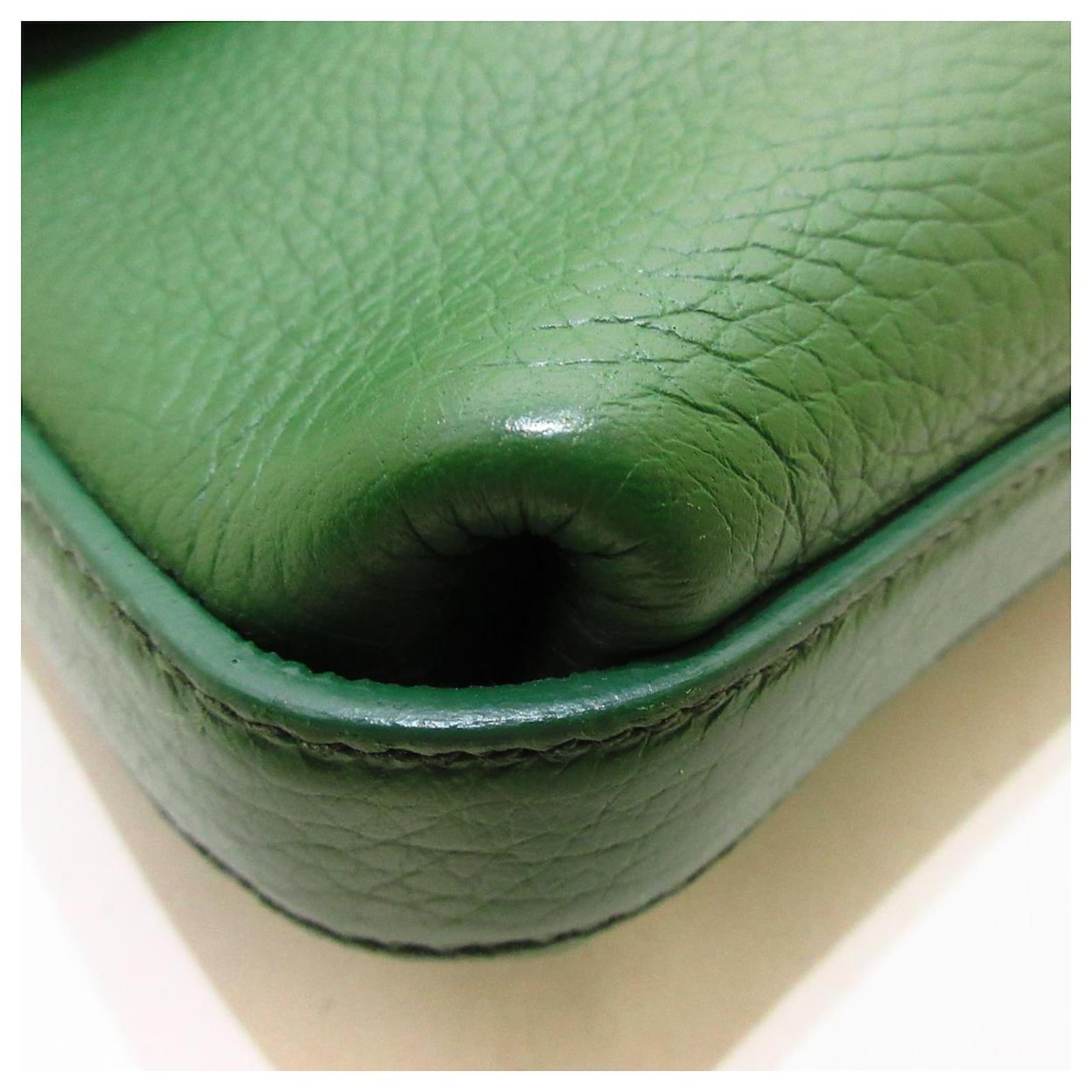 Loewe Sac à bandoulière Cuir Vert ref.397248 - Joli Closet