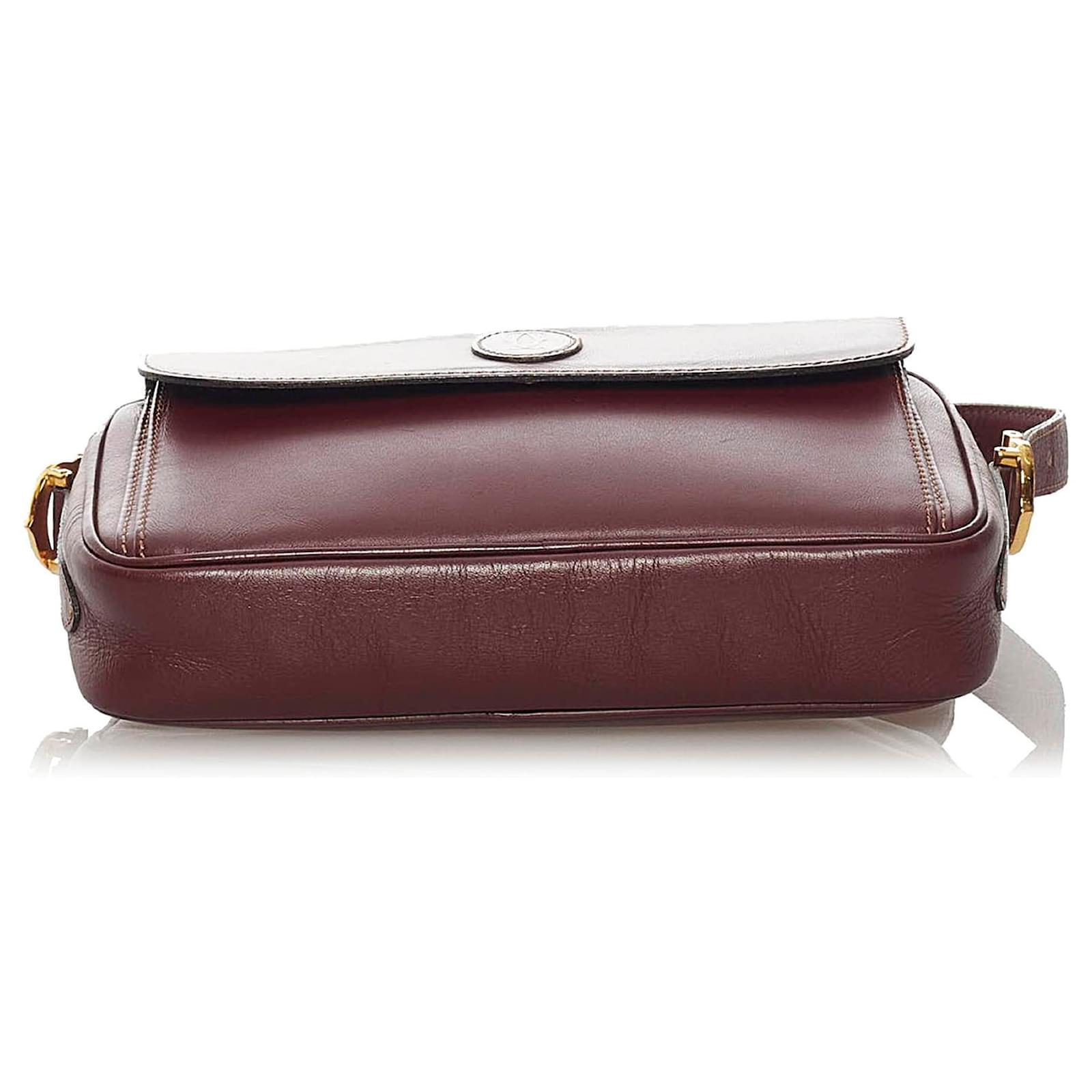 Cartier Sac À Bandoulière En Cuir Rouge Must De Cartier Veau façon ...