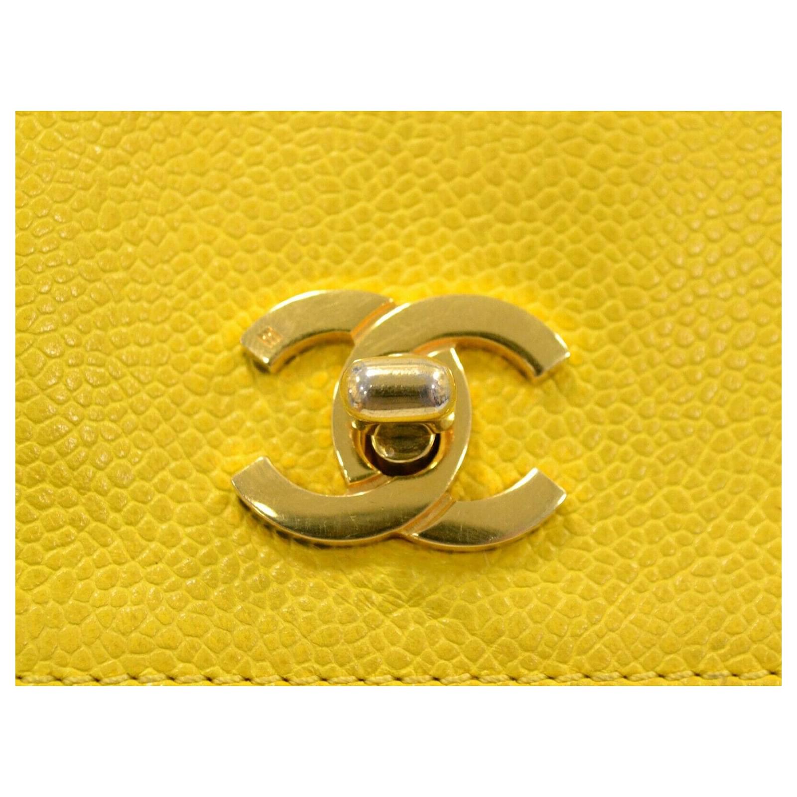 Chanel COCO Mark Yellow Leather ref.457658 - Joli Closet