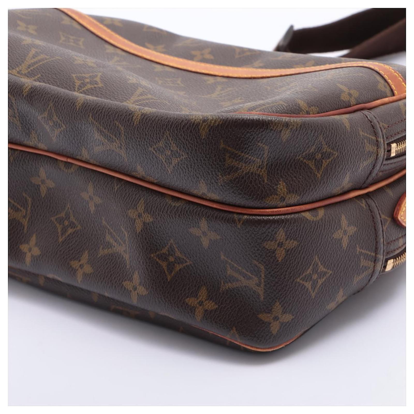 Louis Vuitton Reporter Brown Cloth ref.472935 - Joli Closet