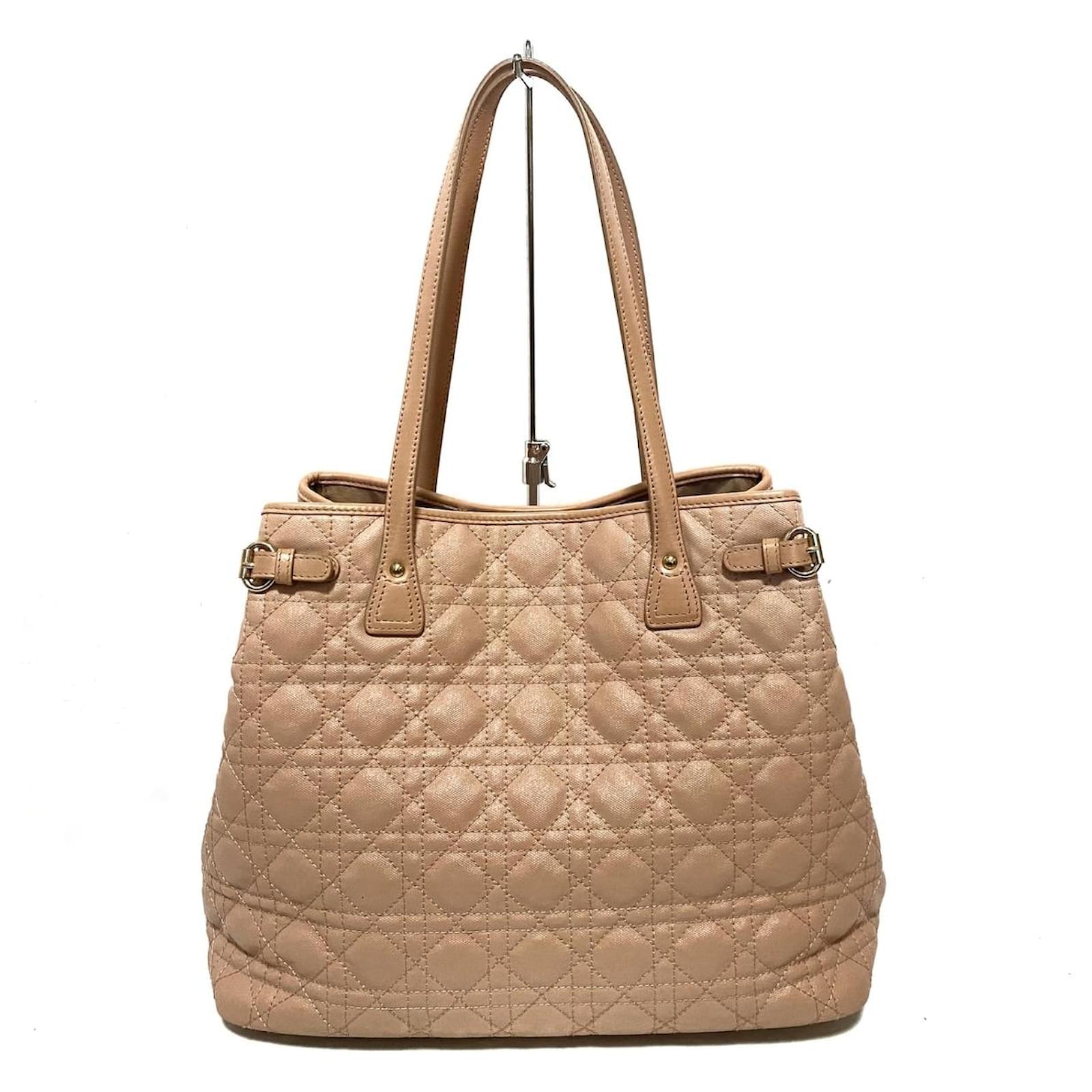 Dior Cannage stitch Beige Leather ref.473577 - Joli Closet