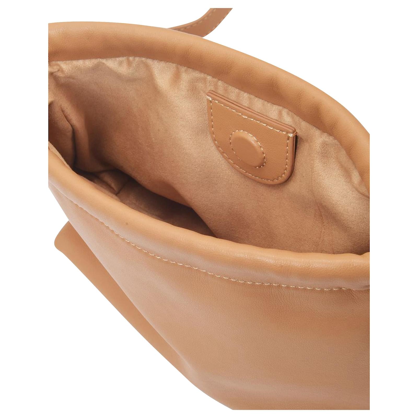 Apc Mini Sac Ninon en Cuir Marron Beige ref.474309 - Joli Closet