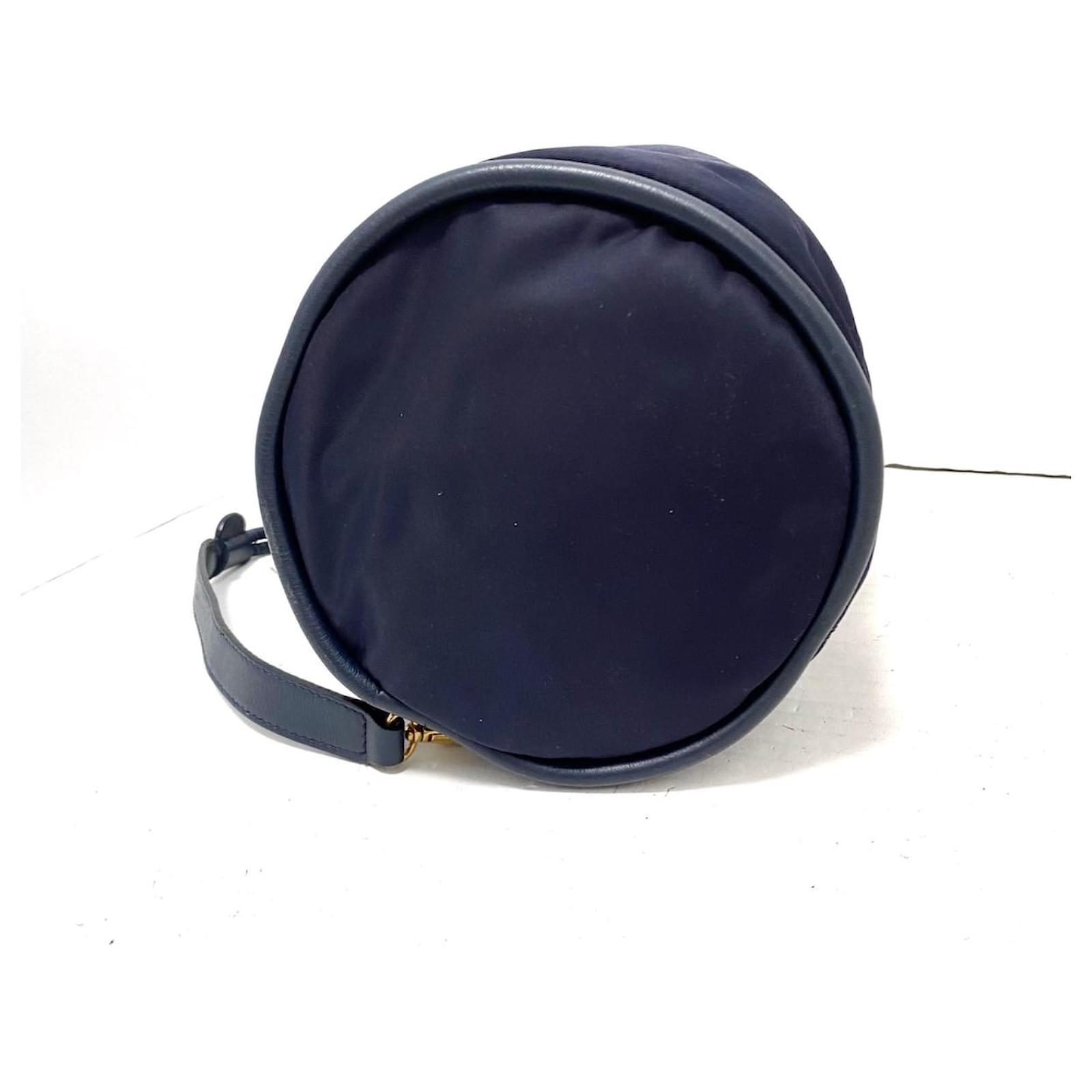 Céline Backpack Navy blue Synthetic ref.479760 - Joli Closet