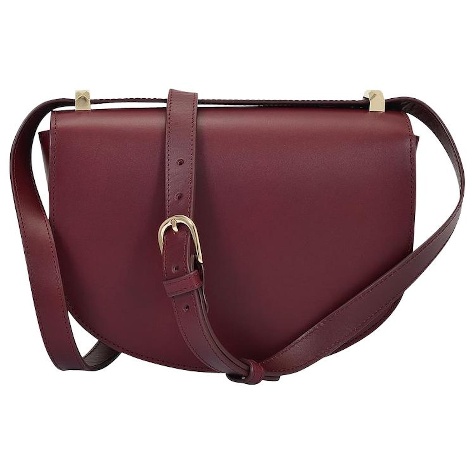 Apc Geneve Bag in Burgundy Leather Red Dark red ref.512371 - Joli Closet