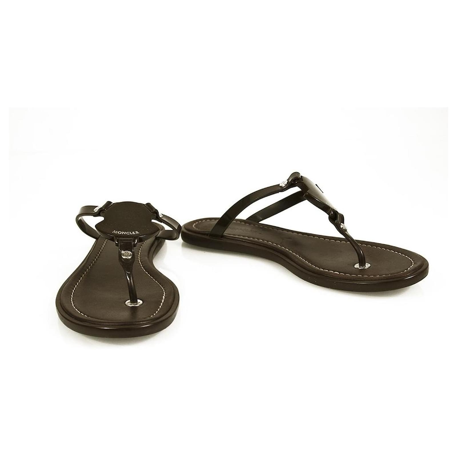 Tamaño de las sandalias Moncler Brown Leather Logo Flip Flop Thong ...