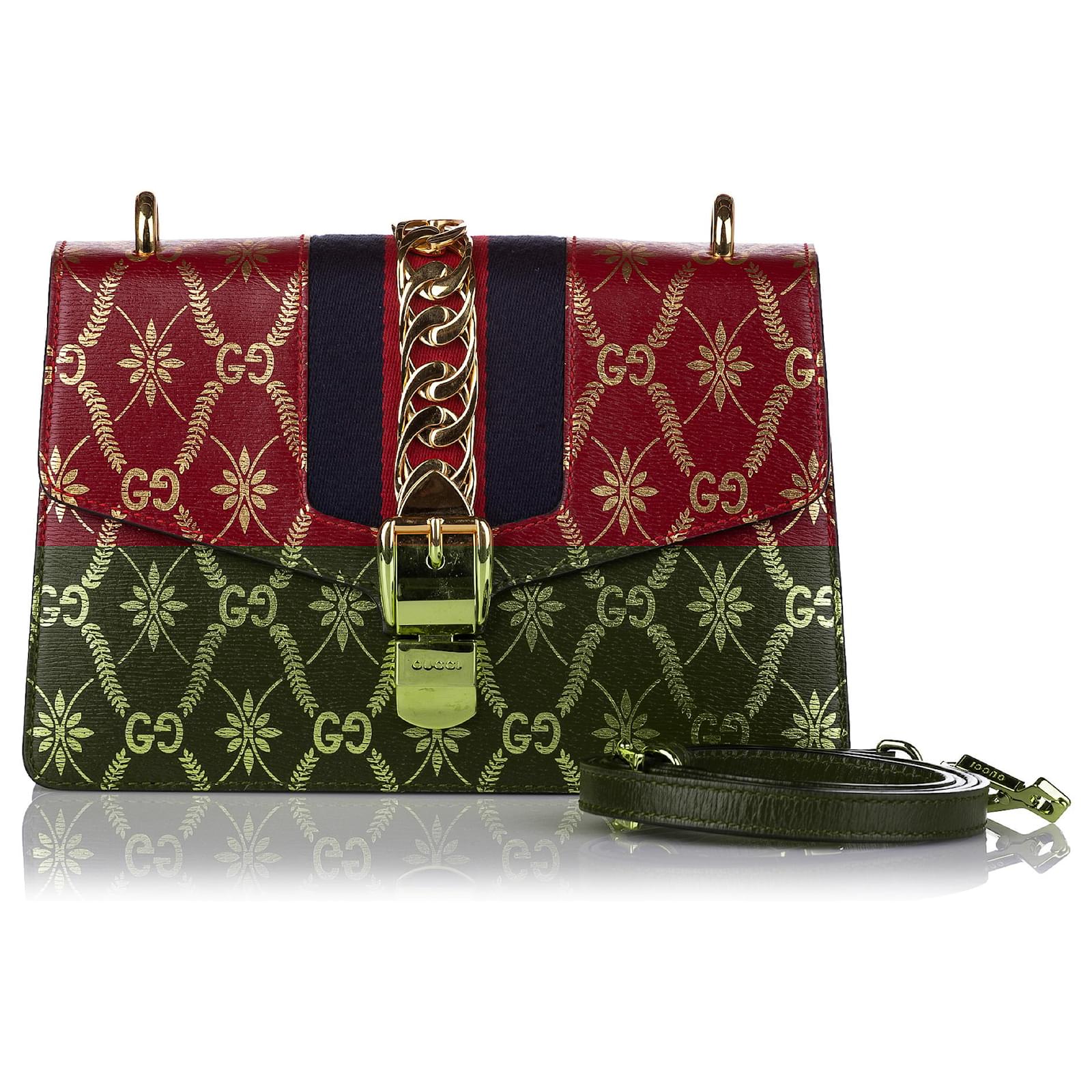 Gucci Sac à bandoulière en cuir rouge GG Sylvie Veau façon poulain ...