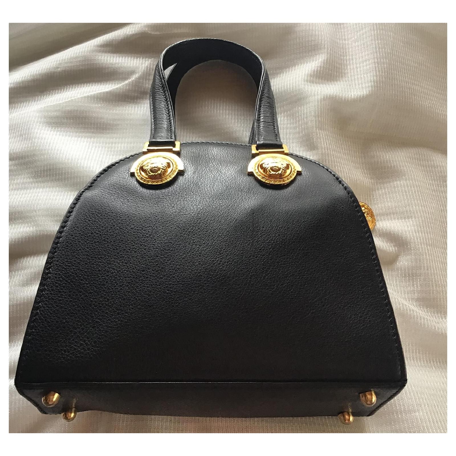 Gianni Versace Handbag Black Leather ref.517141 - Joli Closet