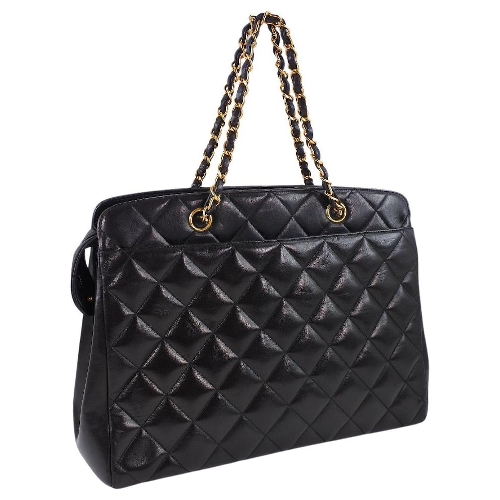 Chanel Matrasse Schwarz Leder ref.522653 - Joli Closet