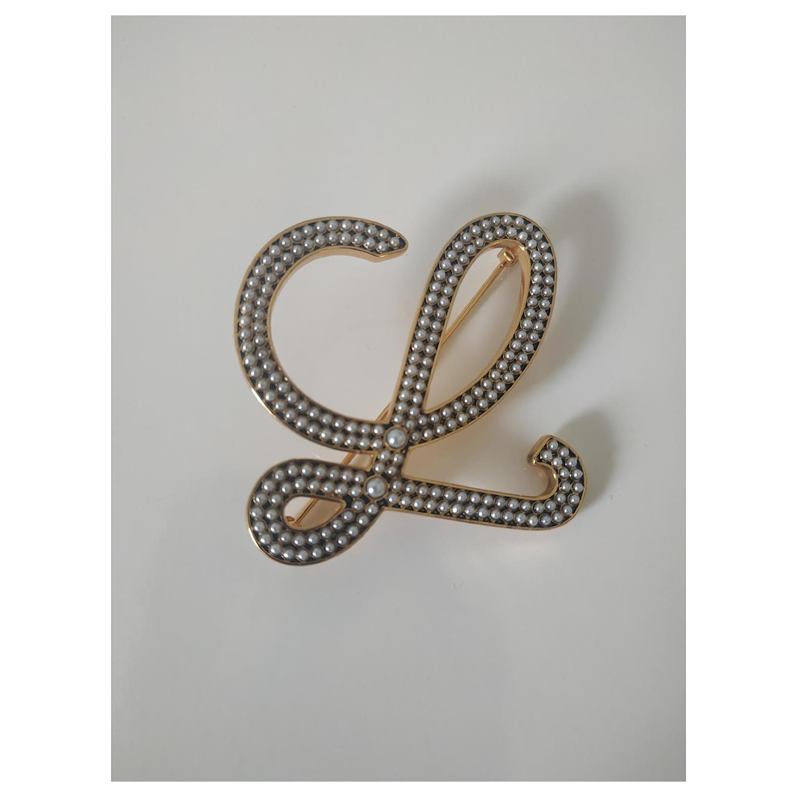 Broche Loewe Acier Doré ref.538030 - Joli Closet
