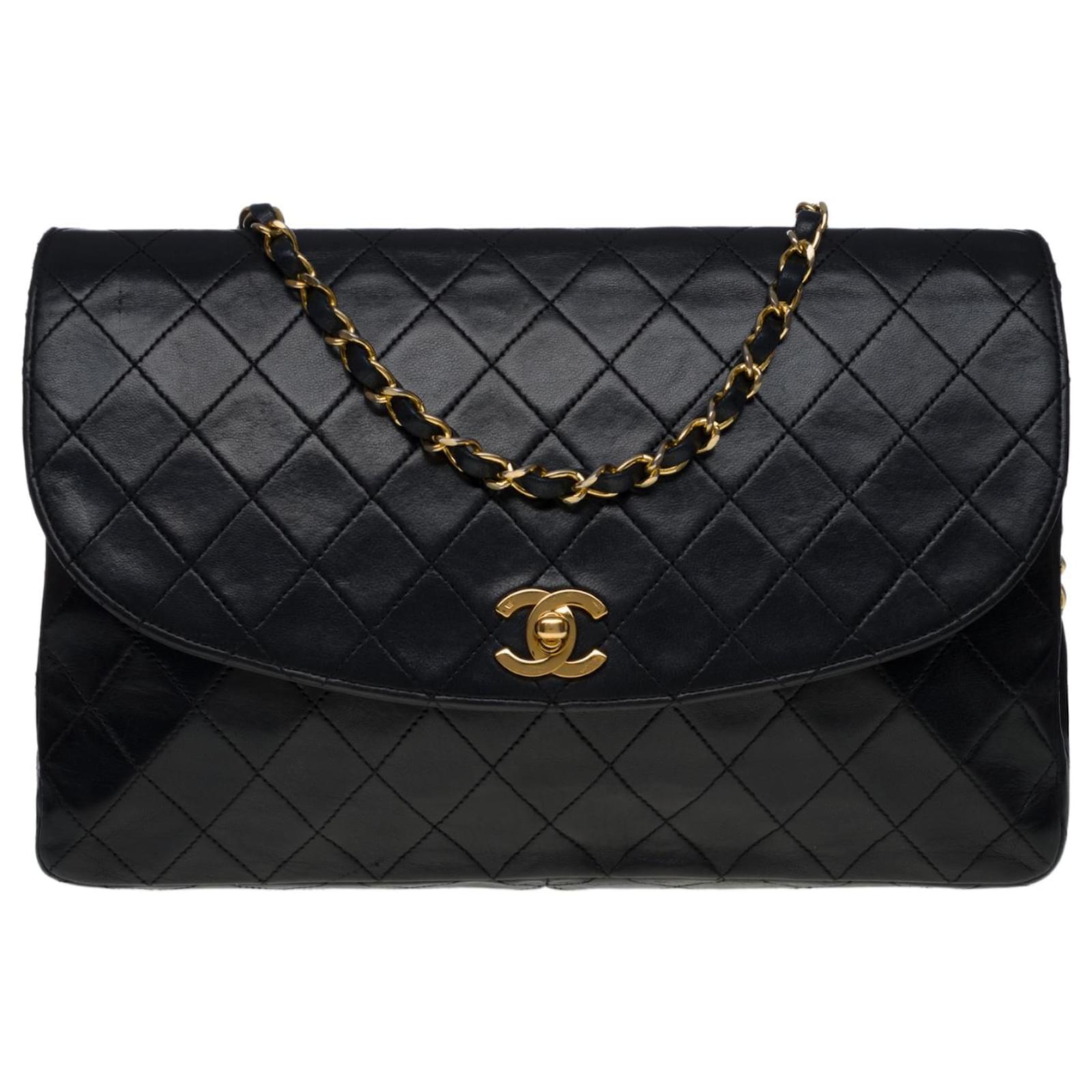 Timeless Schöne Chanel Classique Flap Bag Handtasche aus schwarzem ...