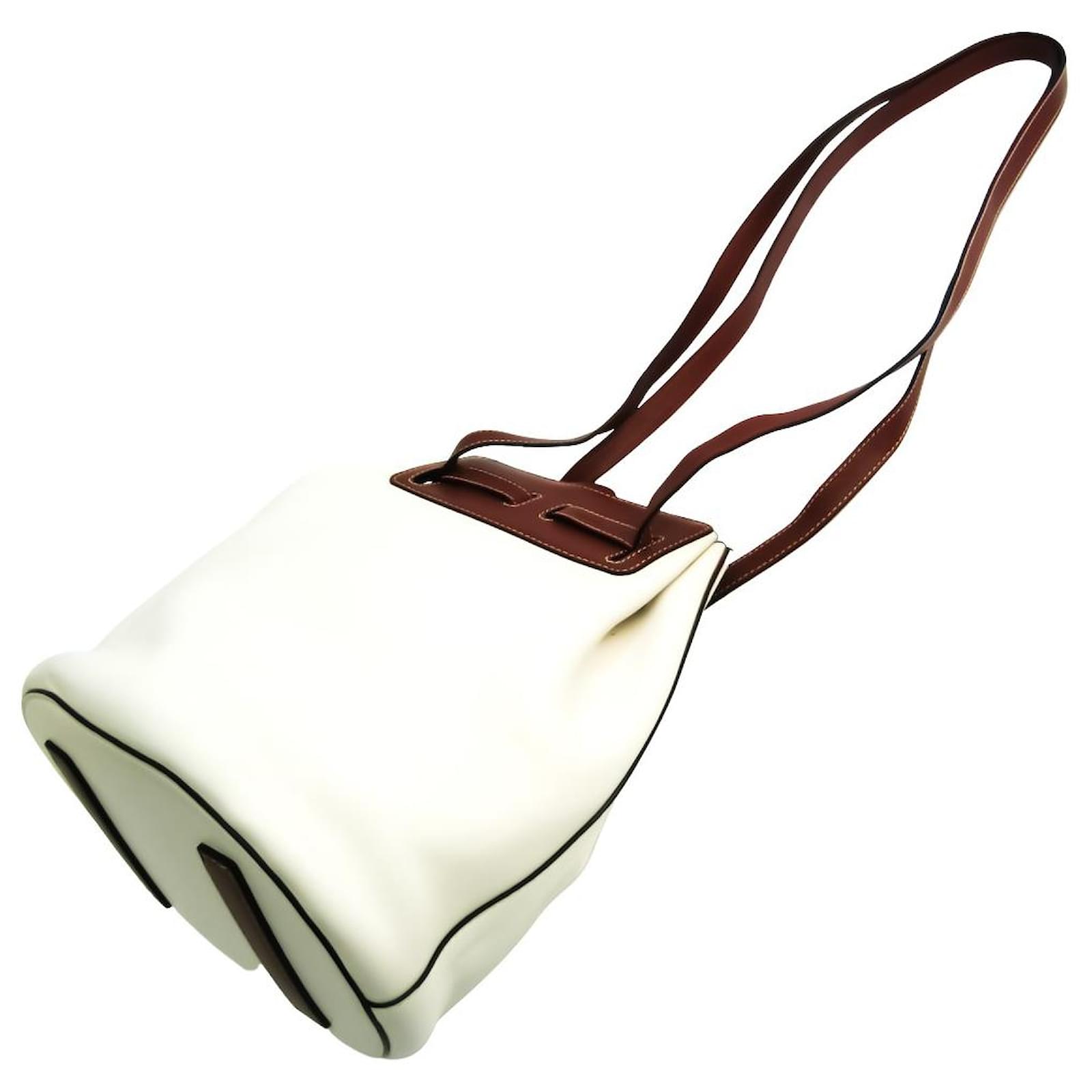 Loewe Shopper Bag Cream Leather ref.545532 - Joli Closet