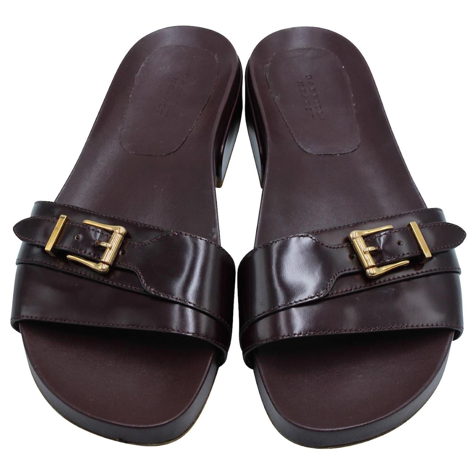 Gabriela Hearst Burgundy Flat Sandals with Golden Buckle Red Dark red ...