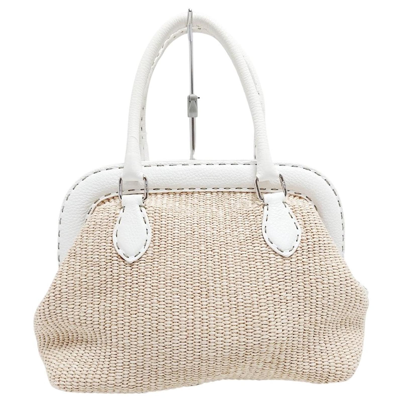 Fendi Selleria Beige Synthetic ref.551886 - Joli Closet