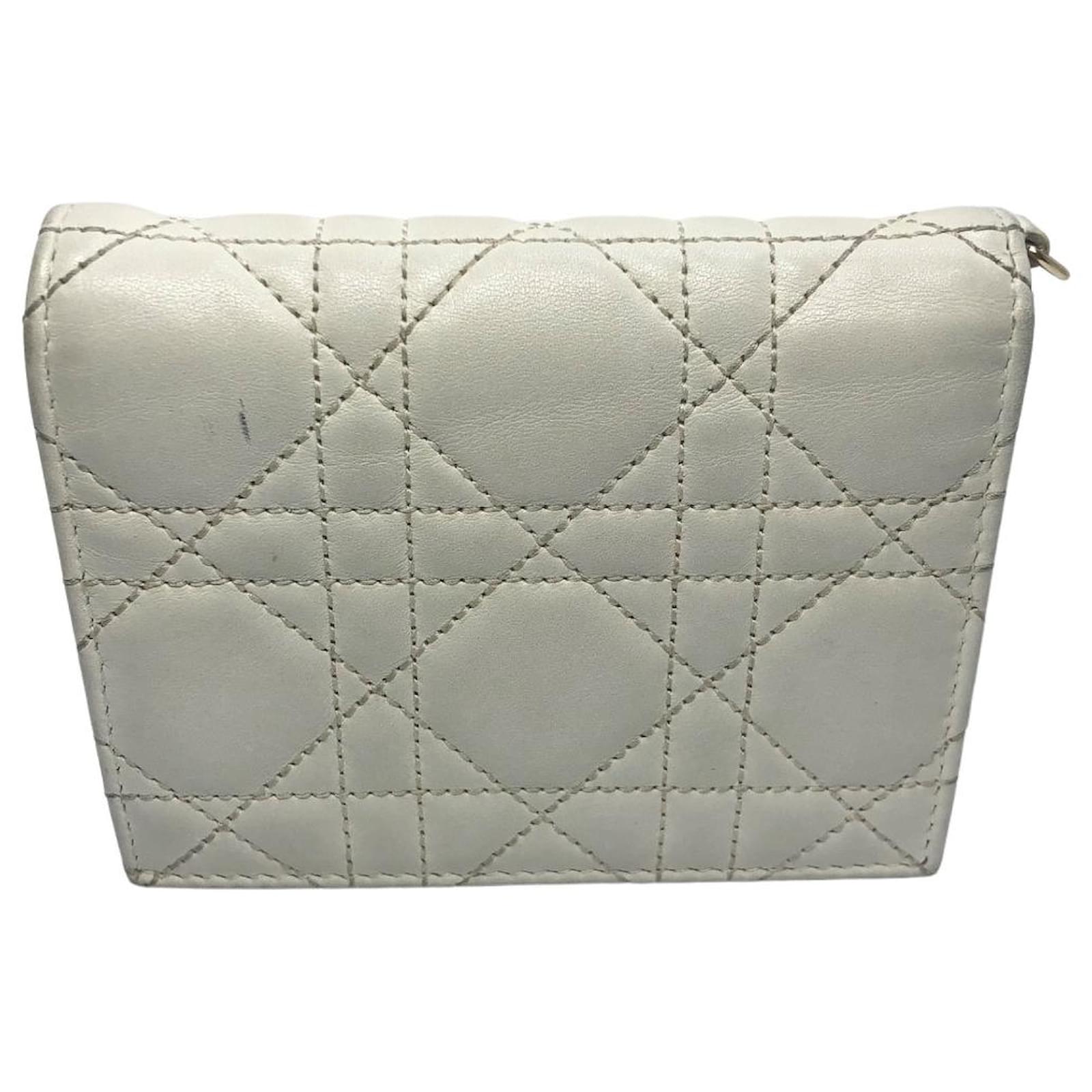 Dior Cannage stitch White Leather ref.554904 - Joli Closet