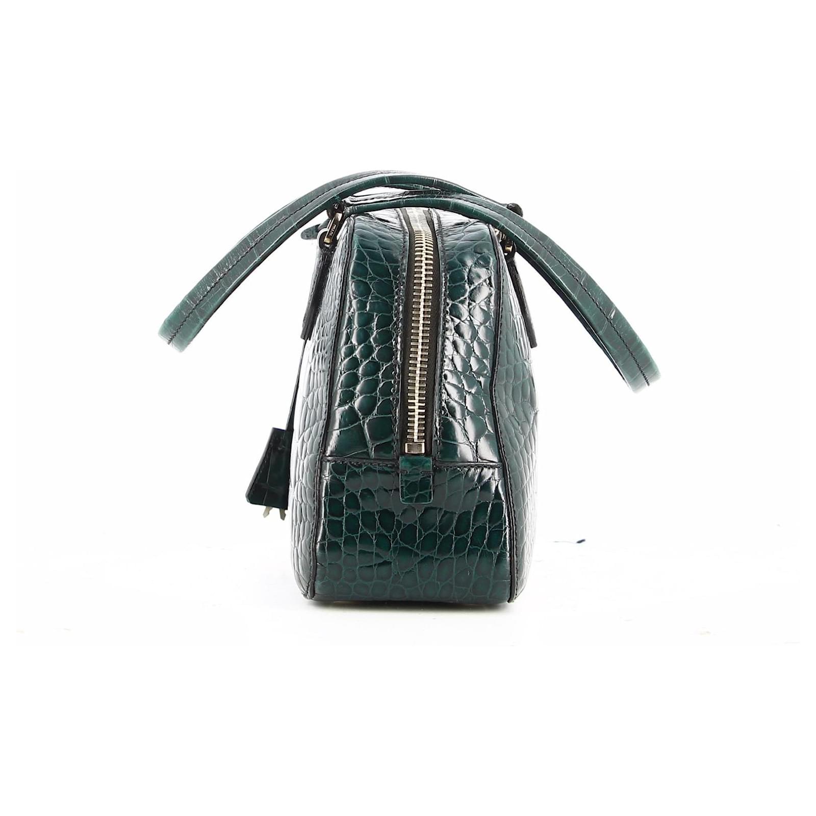 Sac en cuir vert Prada Cuirs exotiques Vert foncé ref.572539 - Joli Closet