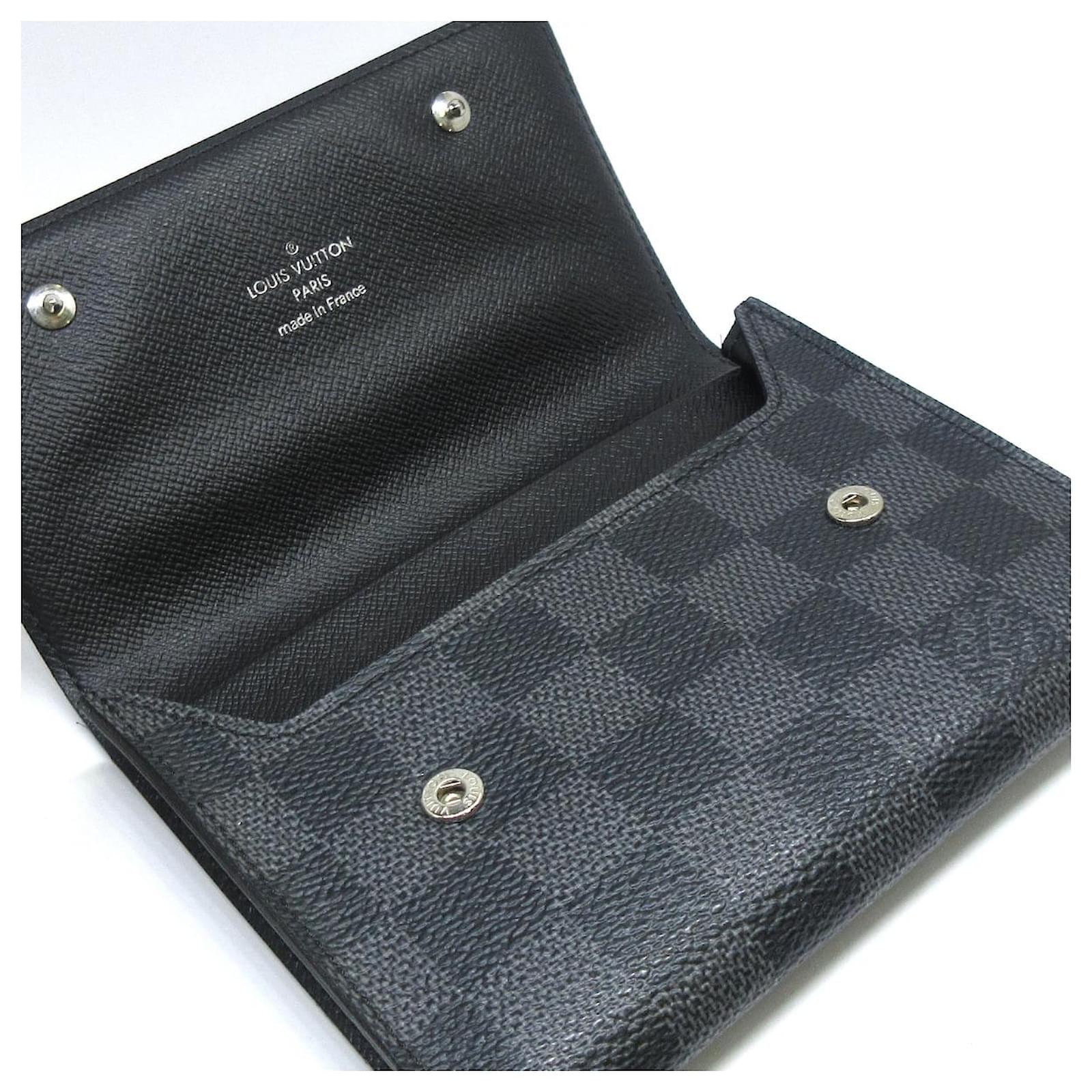 Louis Vuitton Compact modulable Grey Cloth ref.581215 - Joli Closet