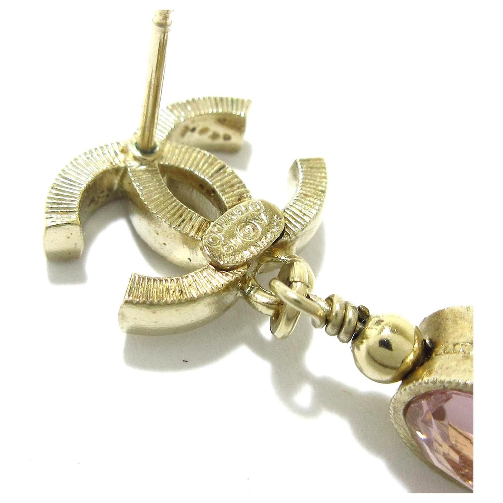 Chanel COCO Mark Golden Metal ref.586817 - Joli Closet