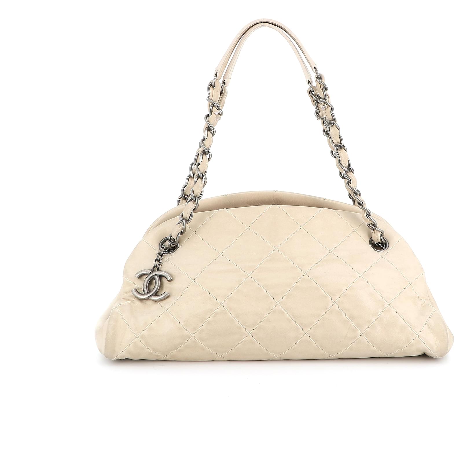 Chanel Mademoiselle Flesh Leather ref.590439 - Joli Closet