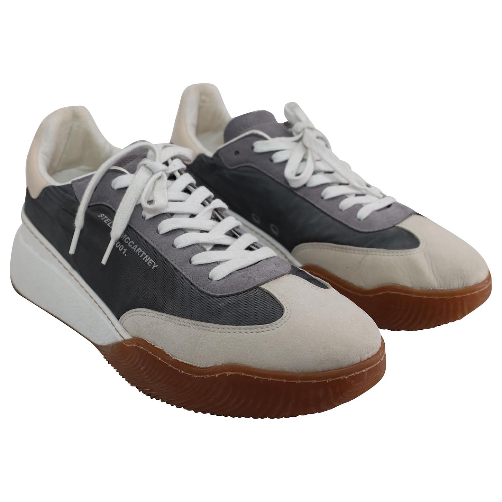 Stella Mc Cartney Stella McCartney Loop Low-Top Sneakers in Stella Mc Cartney Stella McCartney Loop Low-Top Sneakers in