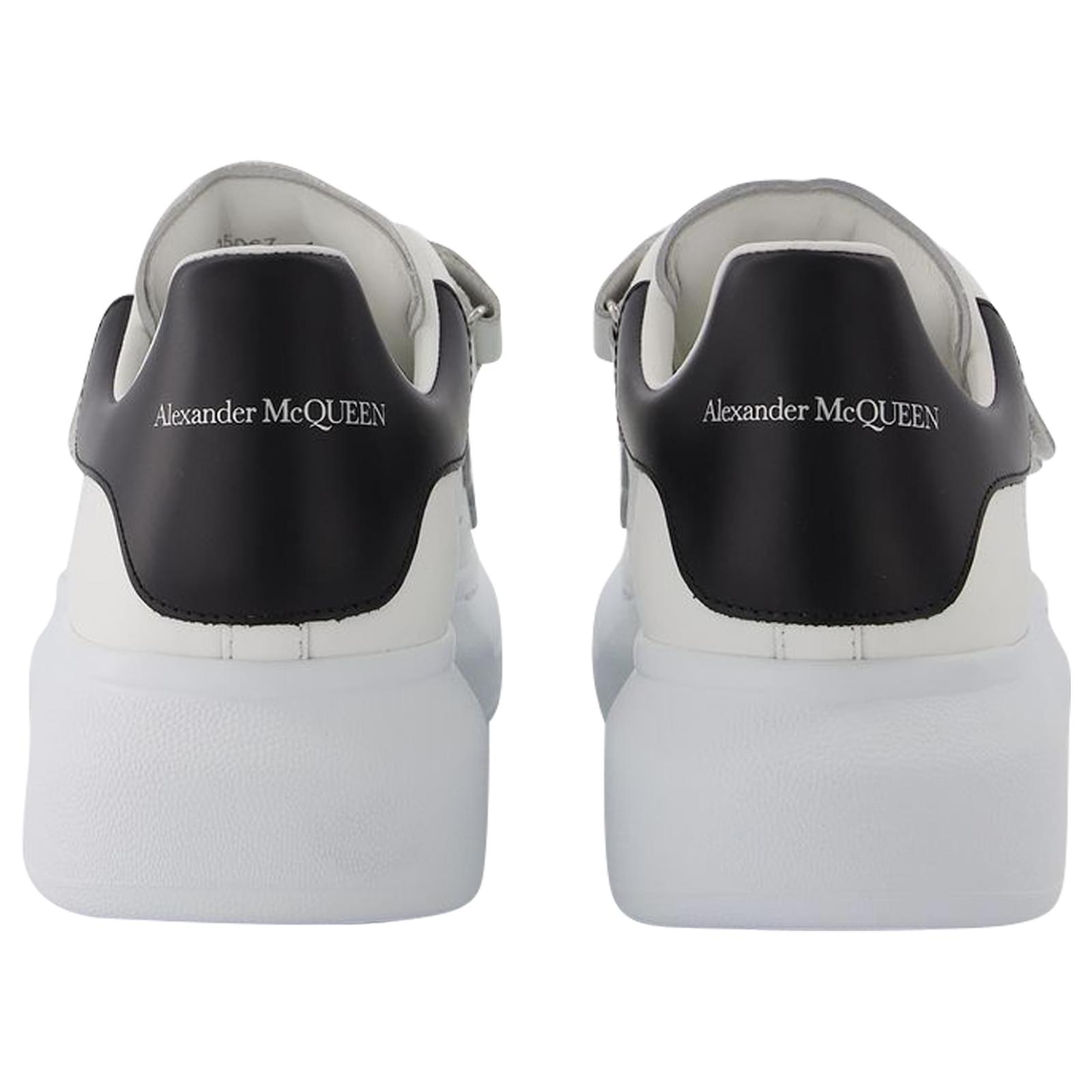 Alexander Mcqueen Oversized Sneaker Scratch in White Leather ref.592005 ...