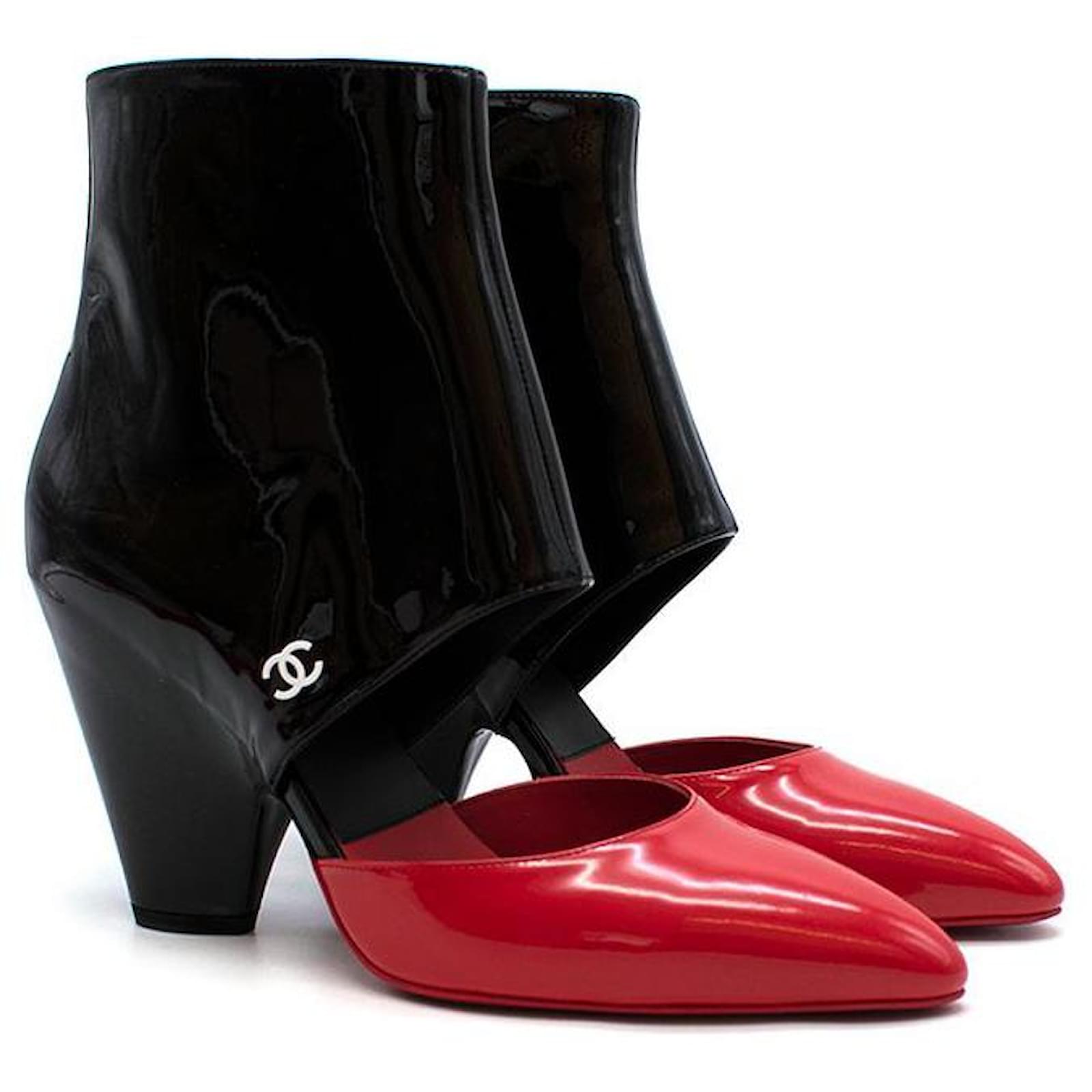 Chanel Bottines découpées en cuir de veau verni rouge et noir Cuir ...