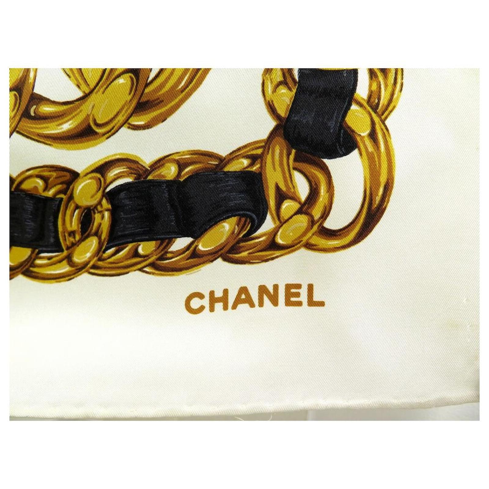 FOULARD CHANEL LOGO CC EN SOIE ECRUE CHAINE ET CUIR CARRE 90 CM SILK ...