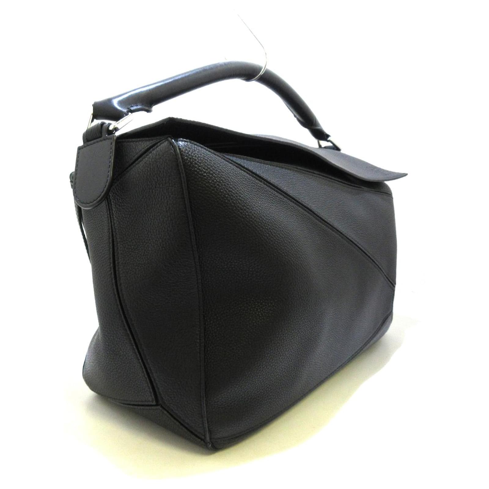 Loewe Black Leather ref.601202 - Joli Closet