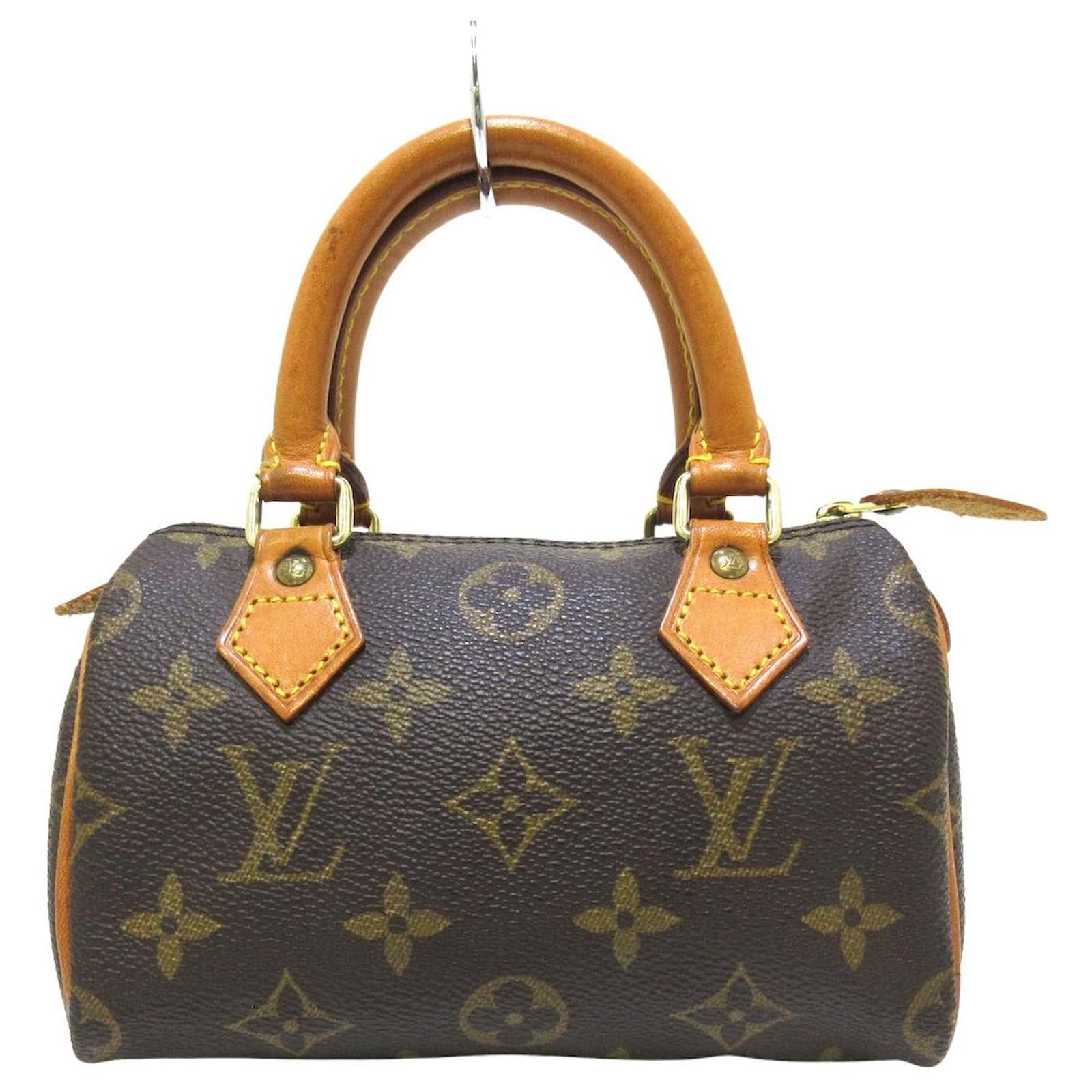 Louis Vuitton Mini Speedy Grey Cloth ref.604751 - Joli Closet