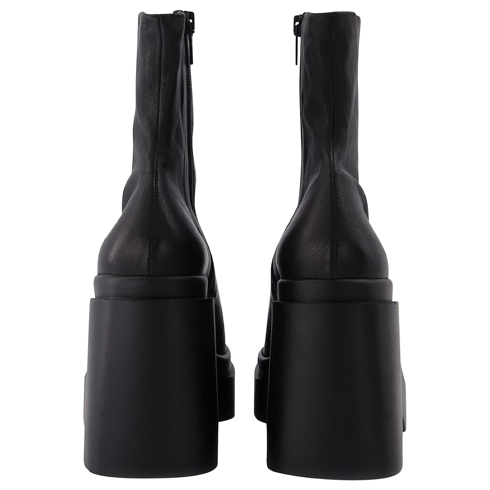 Robert Clergerie Ninaa8 Boots in Black Leather ref.605628 - Joli Closet