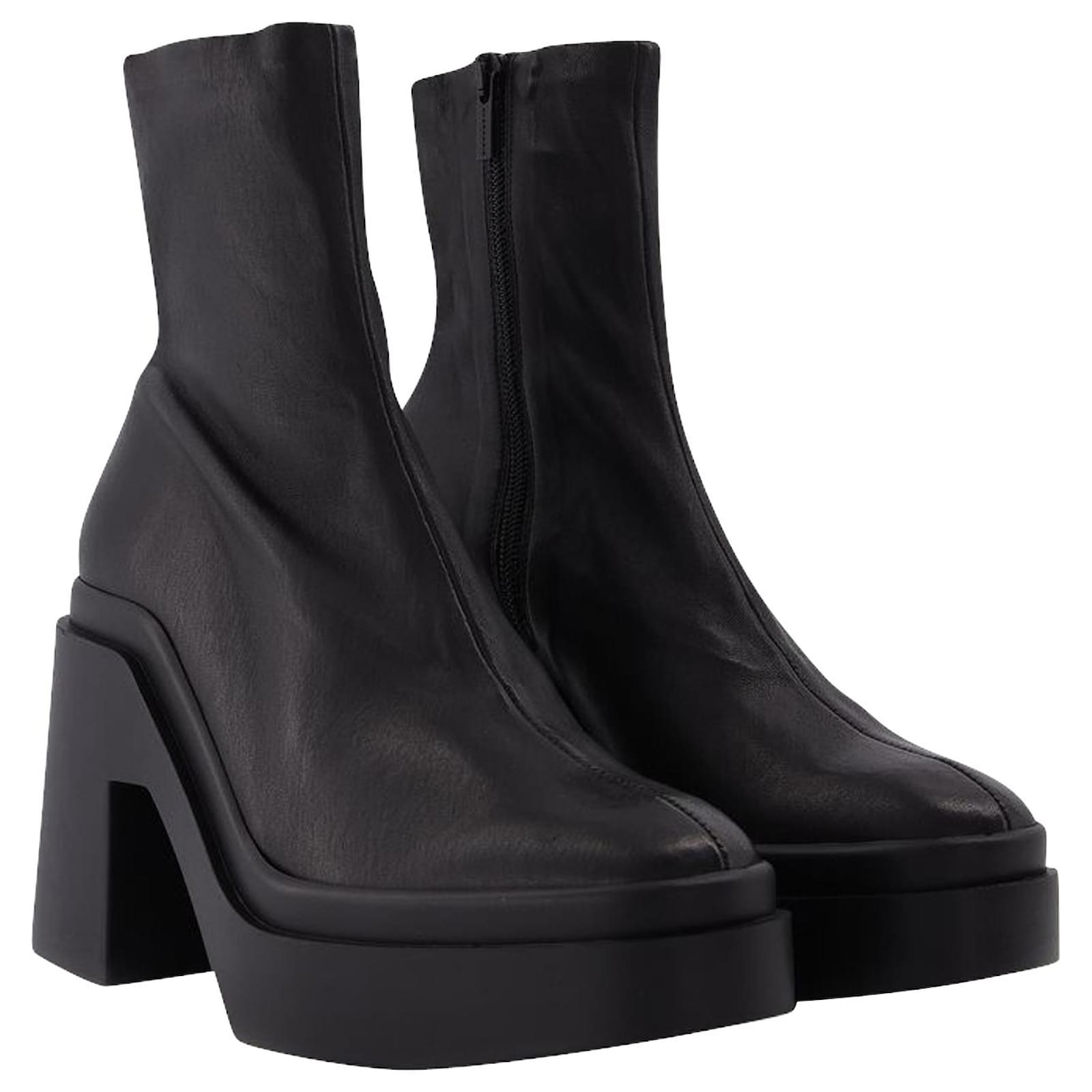 Robert Clergerie Nina8 Boots en Cuir Noir ref.605657 - Joli Closet