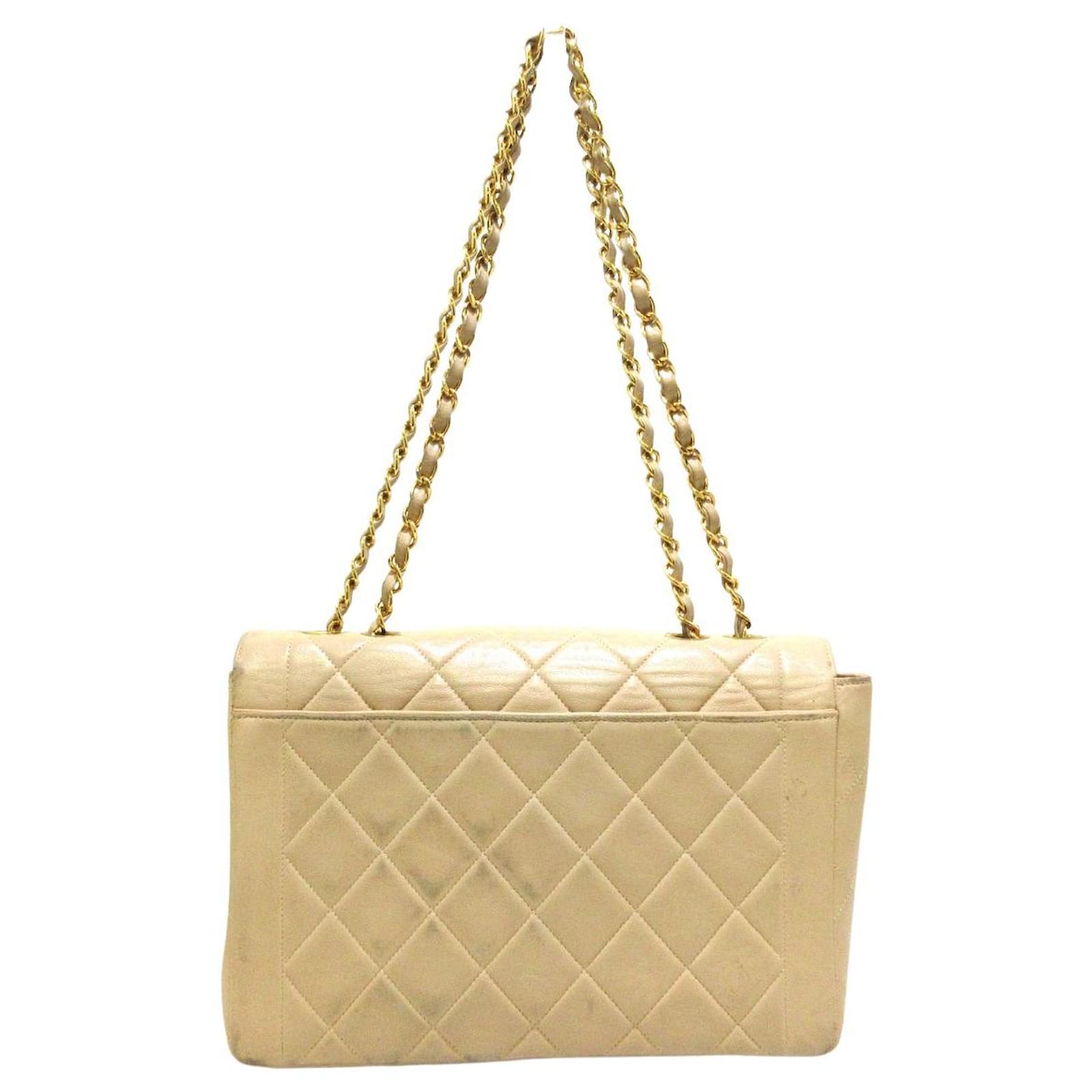 Chanel Matrasse Beige Leather ref.609359 - Joli Closet