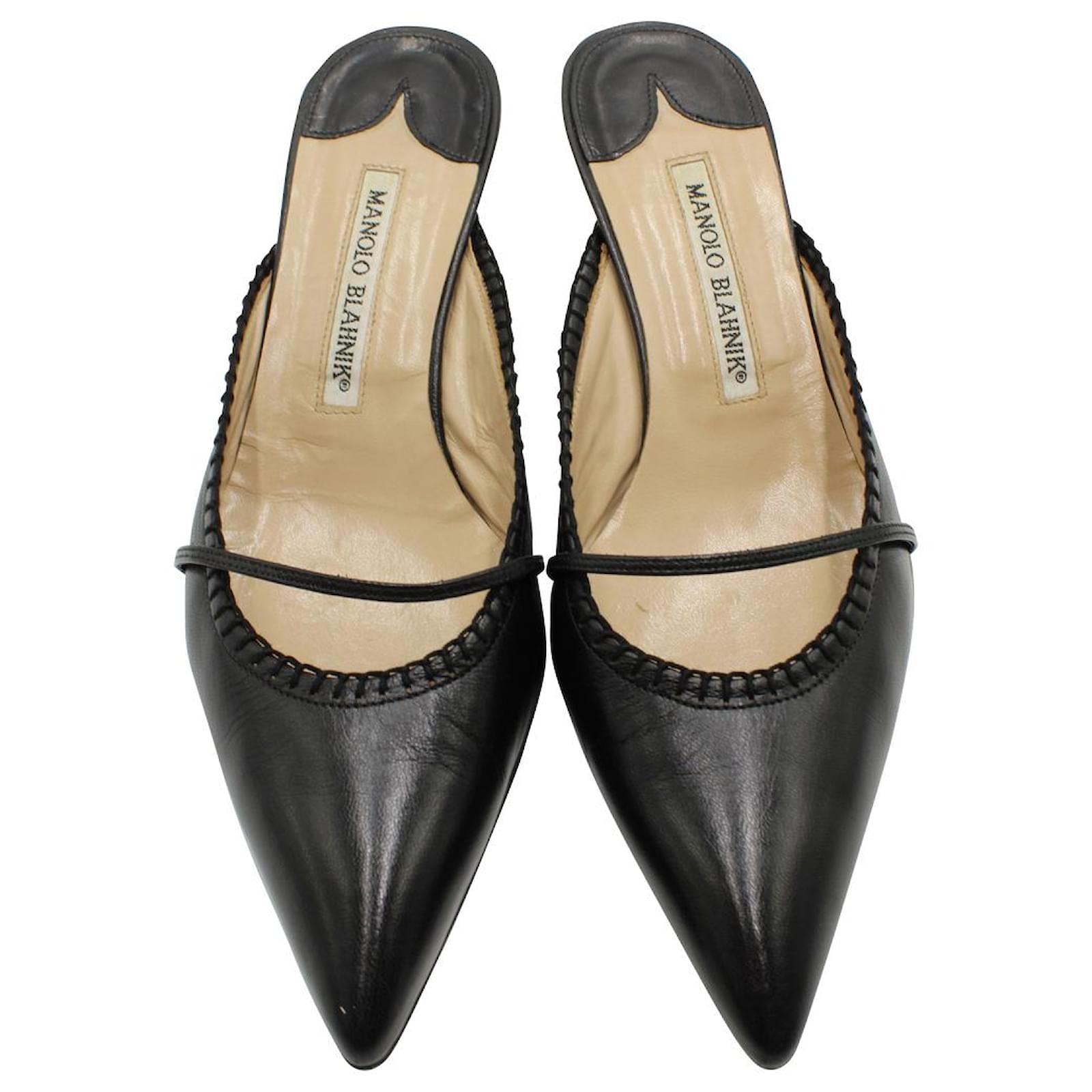 Manolo Blahnik Kitten Heel Mules in Black Leather ref.609882 - Joli Closet