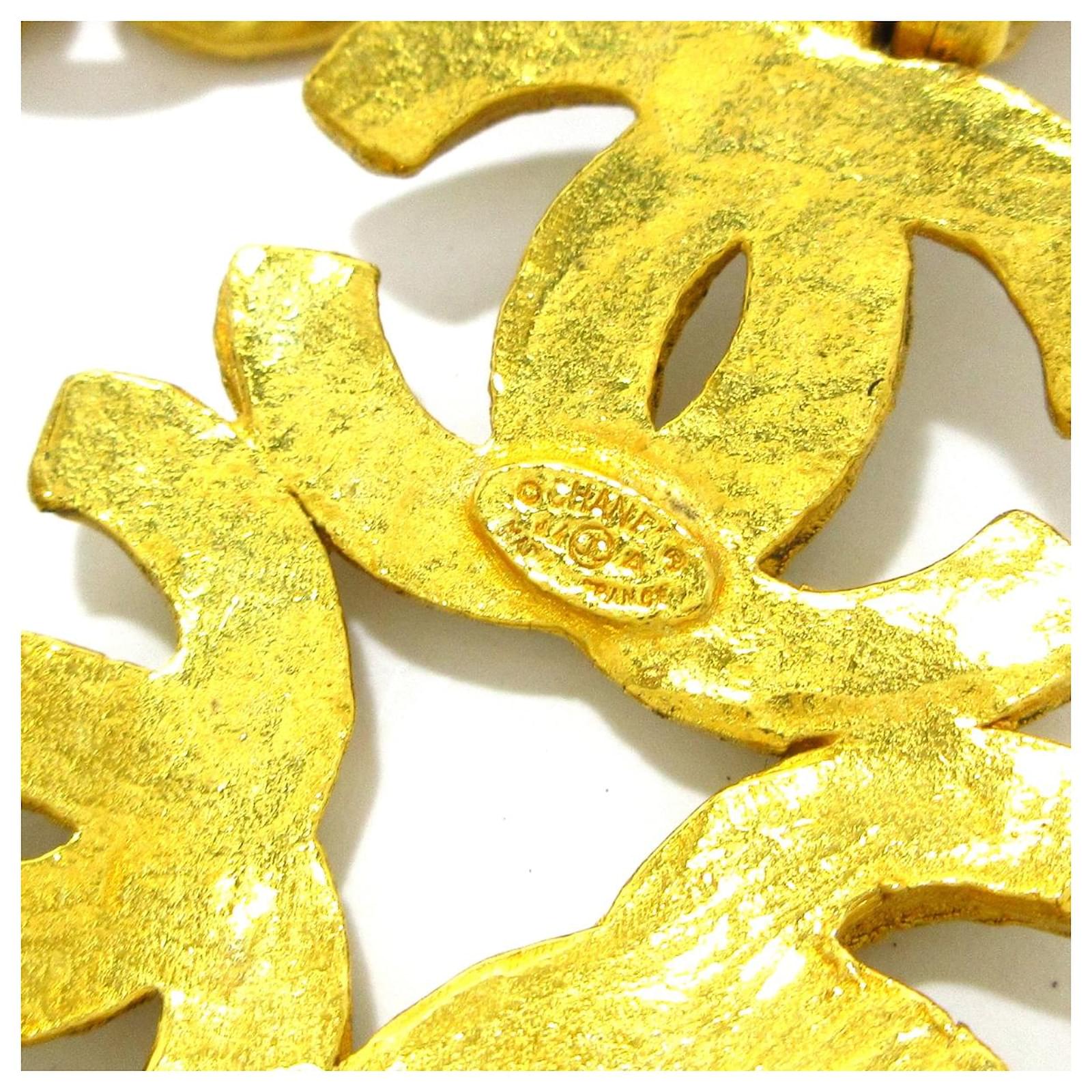 Chanel Triple coco Golden Metal ref.616703 - Joli Closet