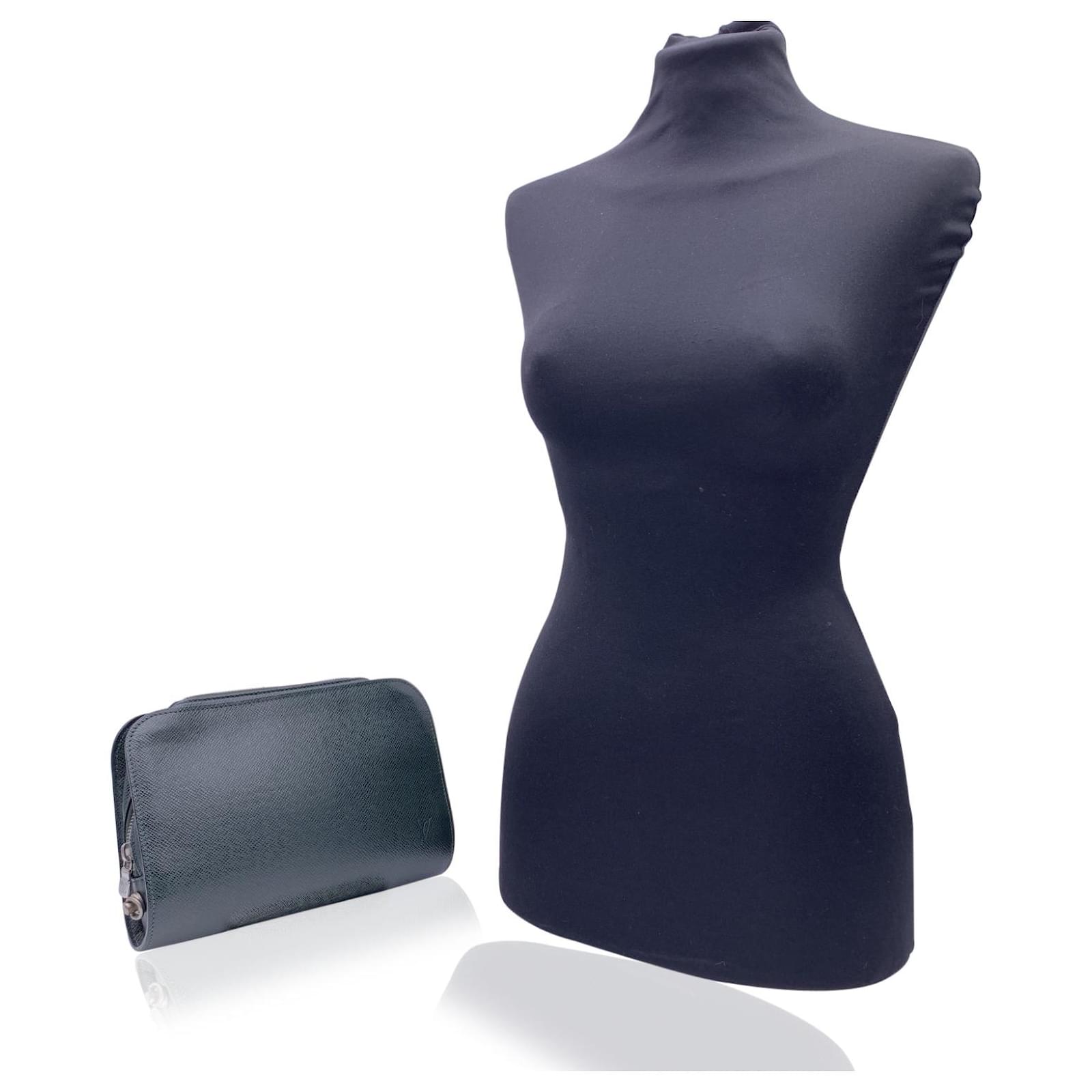 Louis Vuitton Vintage Green Taiga Leather Baikal Clutch Pouch Bag ref ...