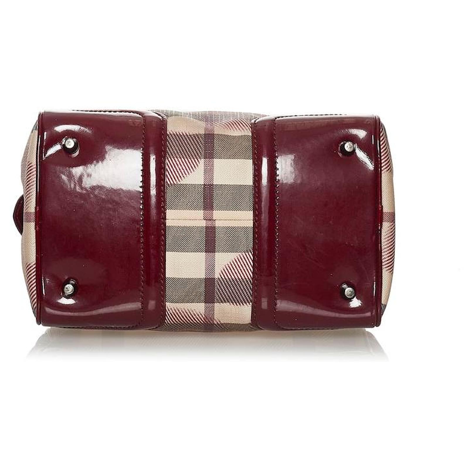 Burberry Nova Check Multiple colors Cloth ref.619122 - Joli Closet