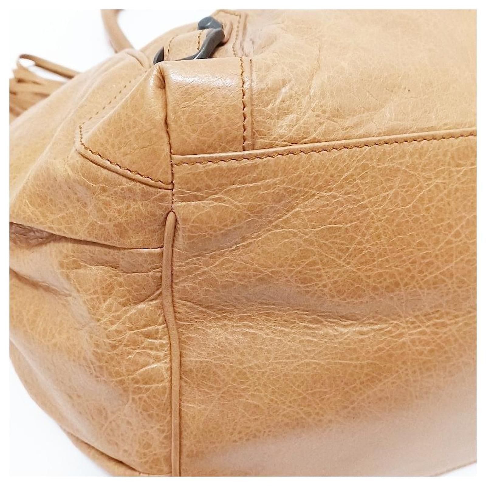 Balenciaga The Sunday Beige Leather ref.620098 - Joli Closet