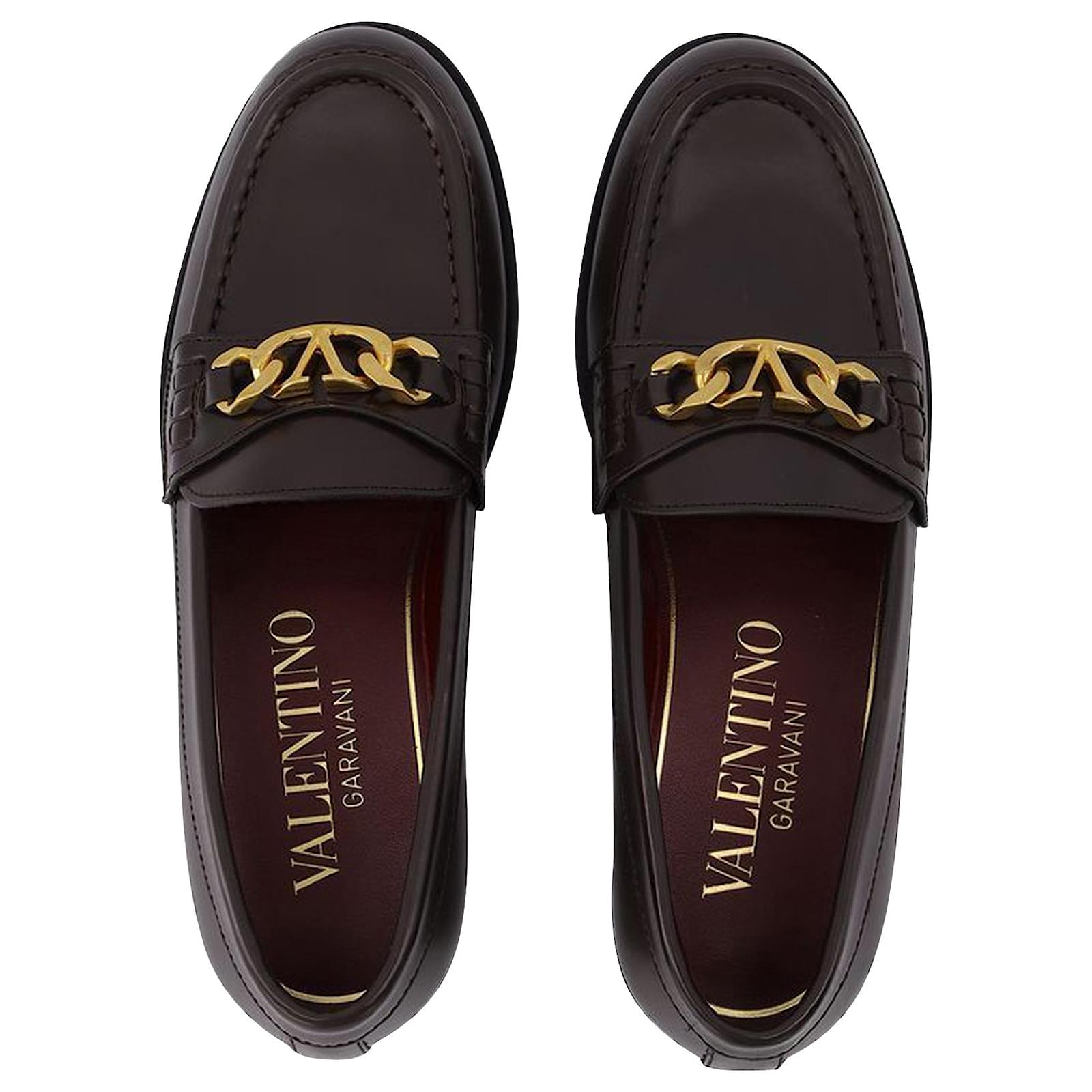 Valentino Garavani Vlogo Chain Loafer in Brown Leather ref.621091 ...