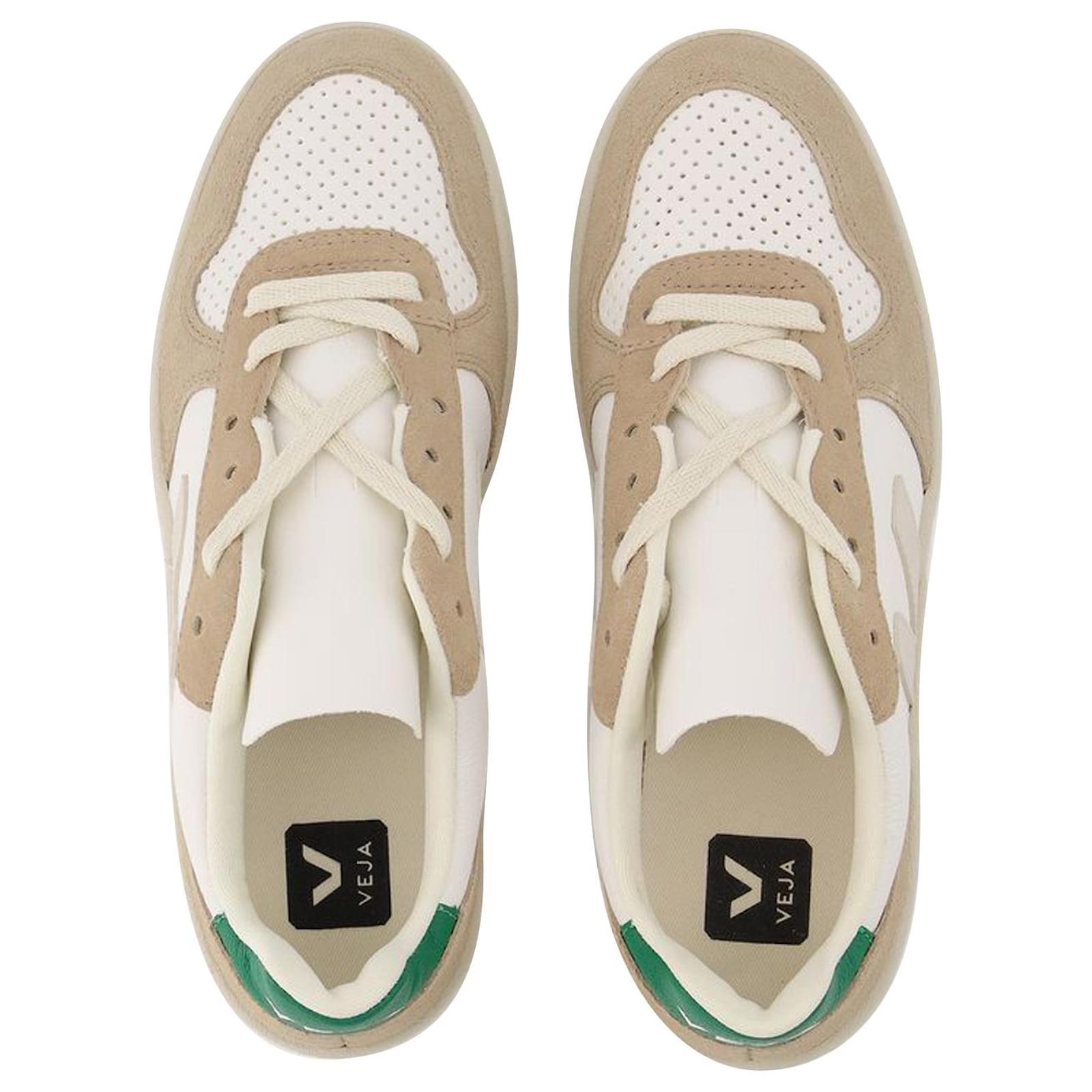 Veja V-10 Sneakers in Multicolour Leather Multiple colors ref.622929 ...