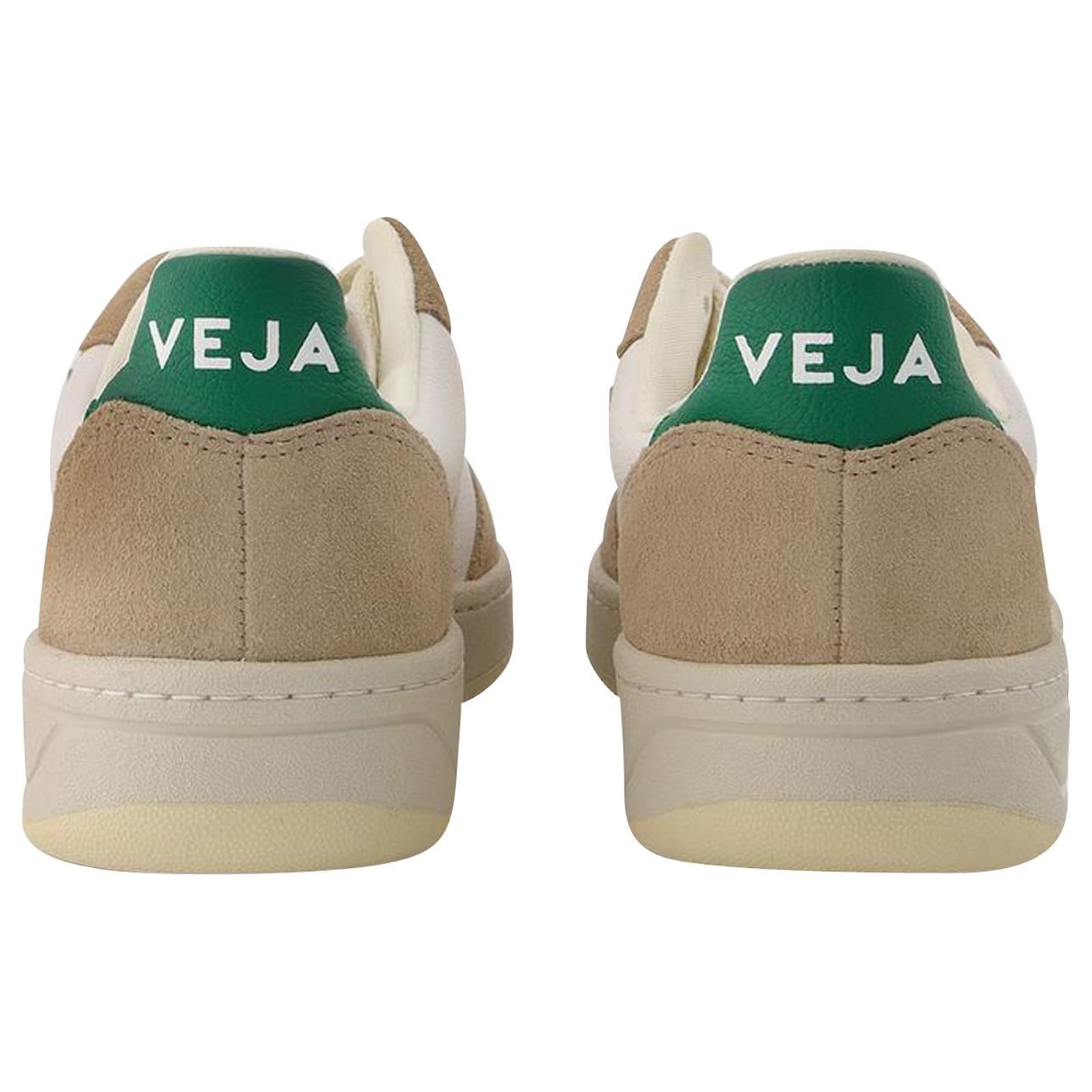 Veja V-10 Sneakers in Multicolour Leather Multiple colors ref.622931 ...