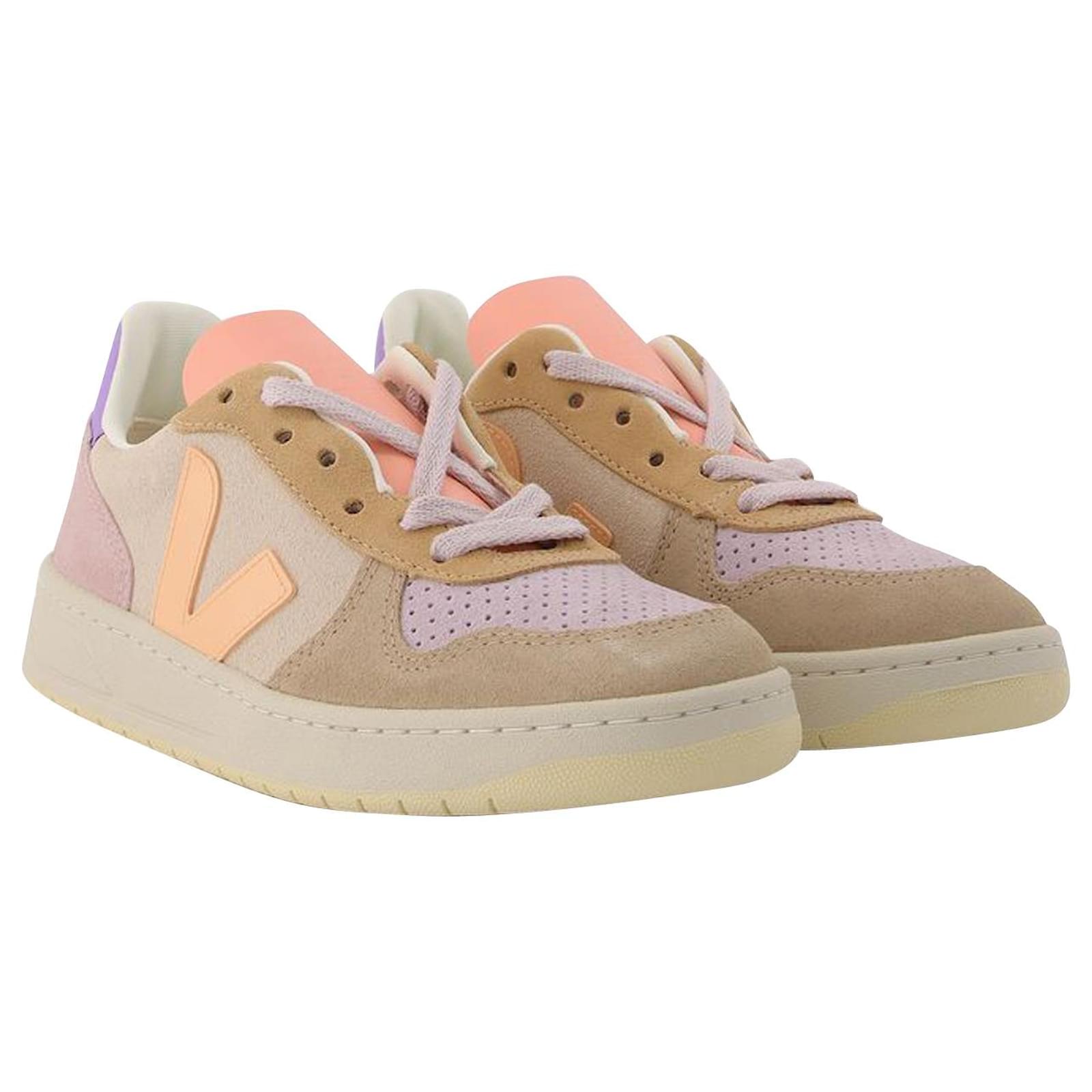 Veja V-10 Sneakers in Multicolour Leather Multiple colors ref.623293 ...