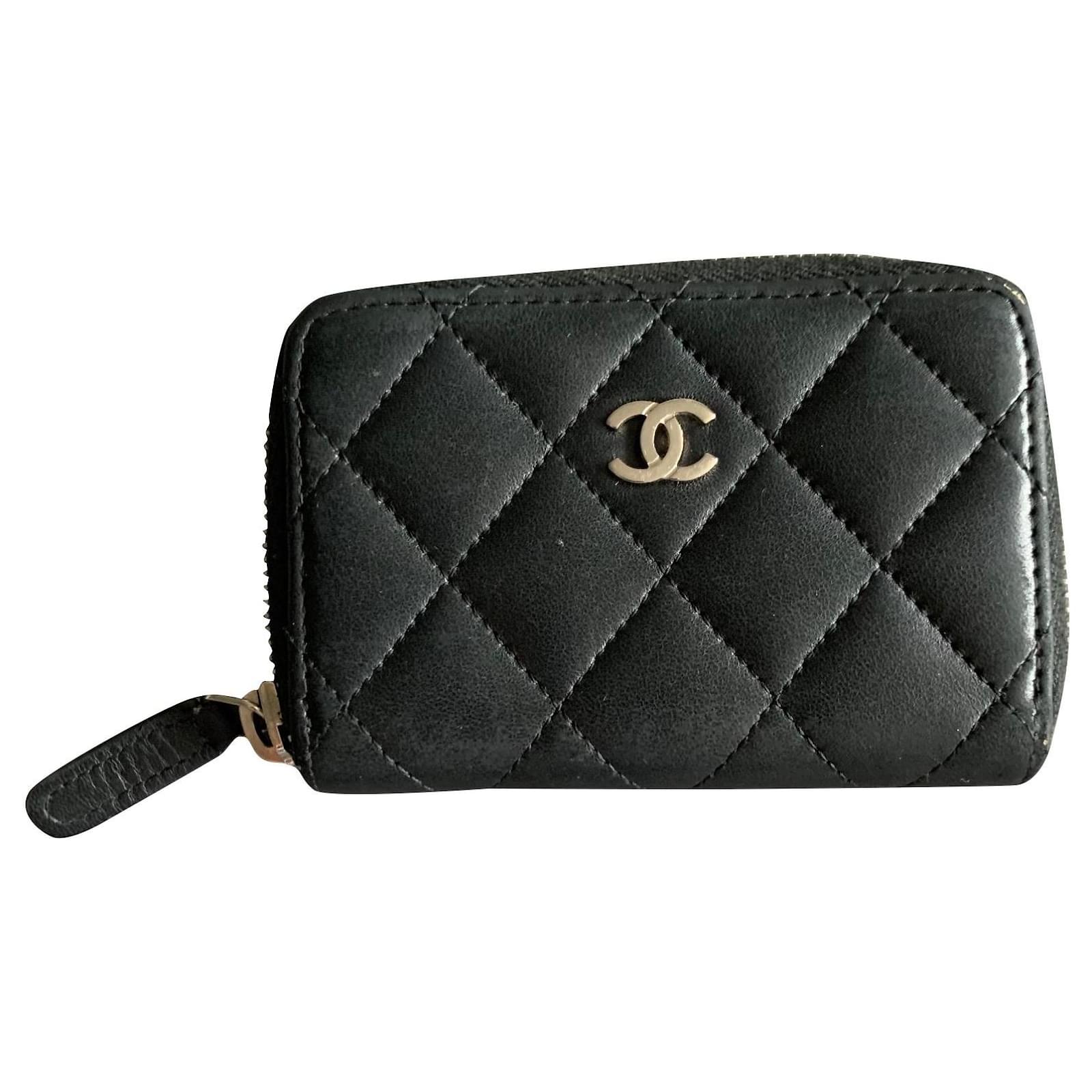Chanel Zeitloses / klassisches Portemonnaie mit Zippy Schwarz Leder ref ...